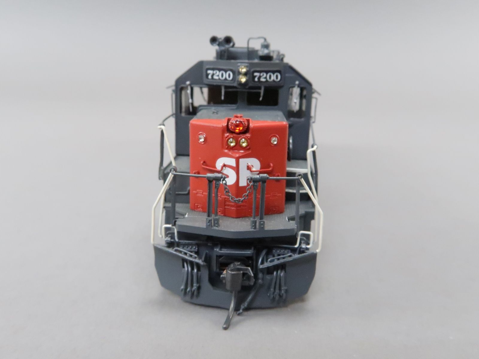 HO Brass Model - OMI 5122 SP Southern Pacific GP40X w/ Tunnel Ears ...