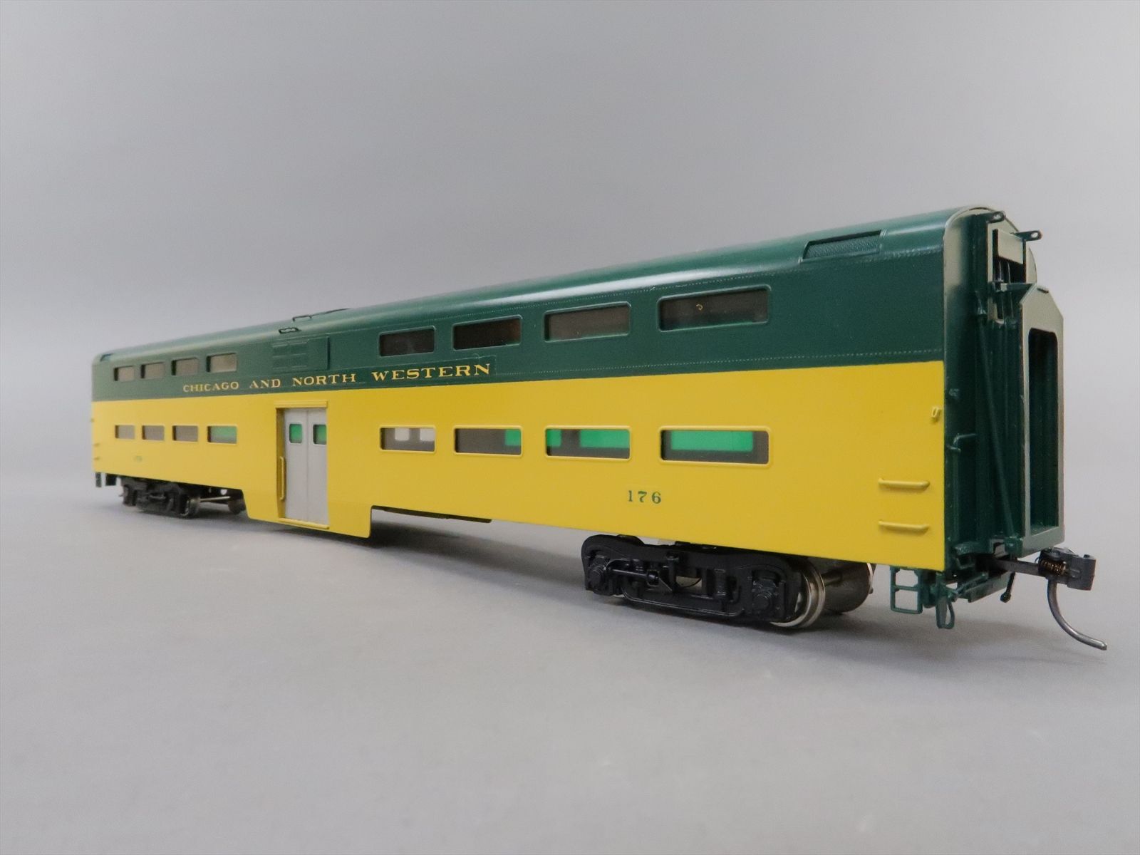 HO Brass Model - TCW Car Works C&NW Chicago & Northwestern 4-Window Bi ...