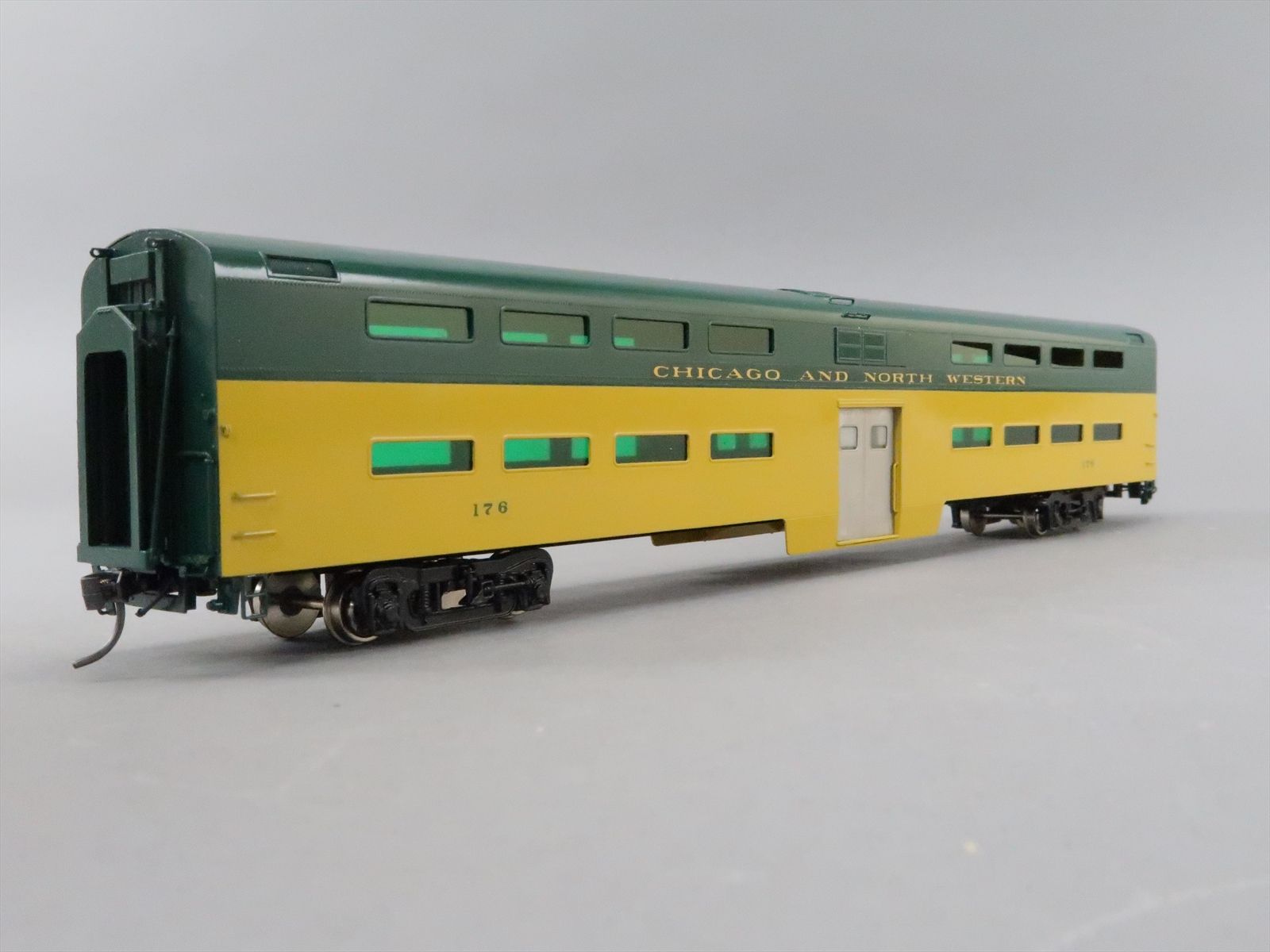 HO Brass Model - TCW Car Works C&NW Chicago & Northwestern 4-Window Bi ...