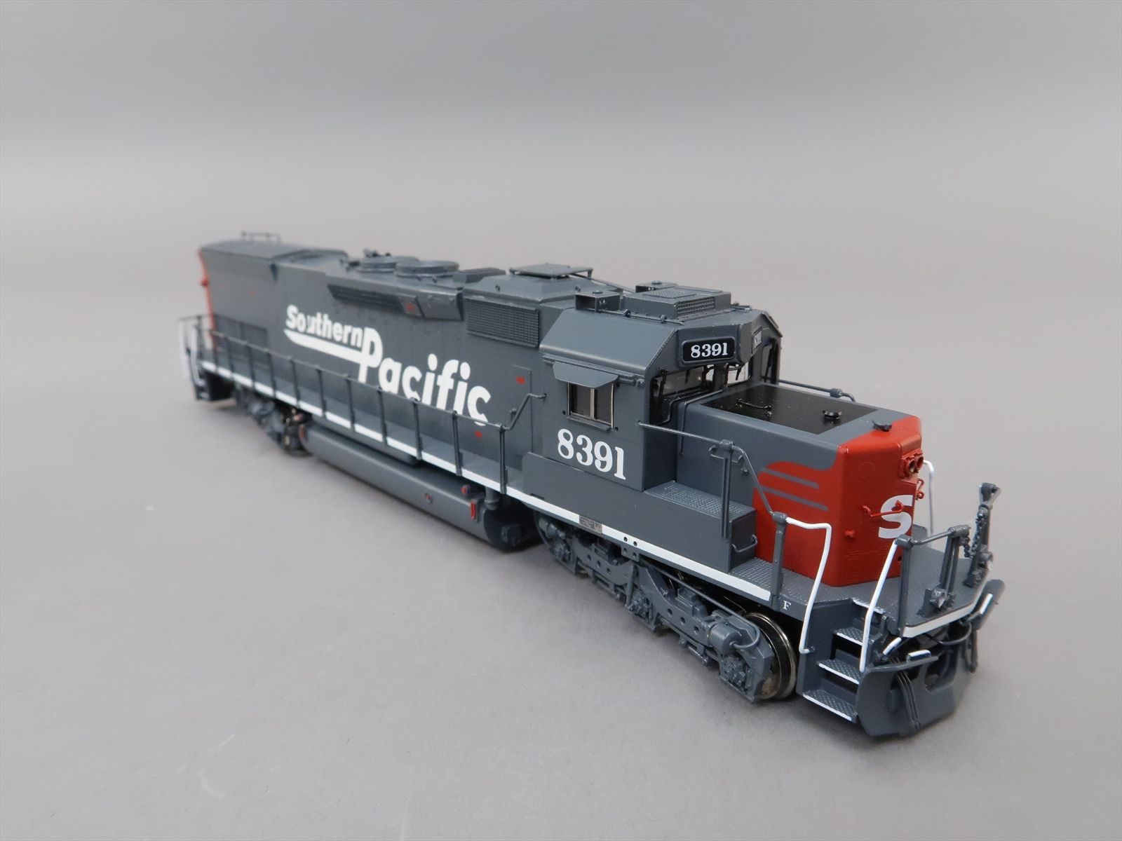 HO Brass Model - OMI 6274.1 SP Southern Pacific Road SD40T-2 Diesel #8391 - F/P - 1994 Run - Ajin