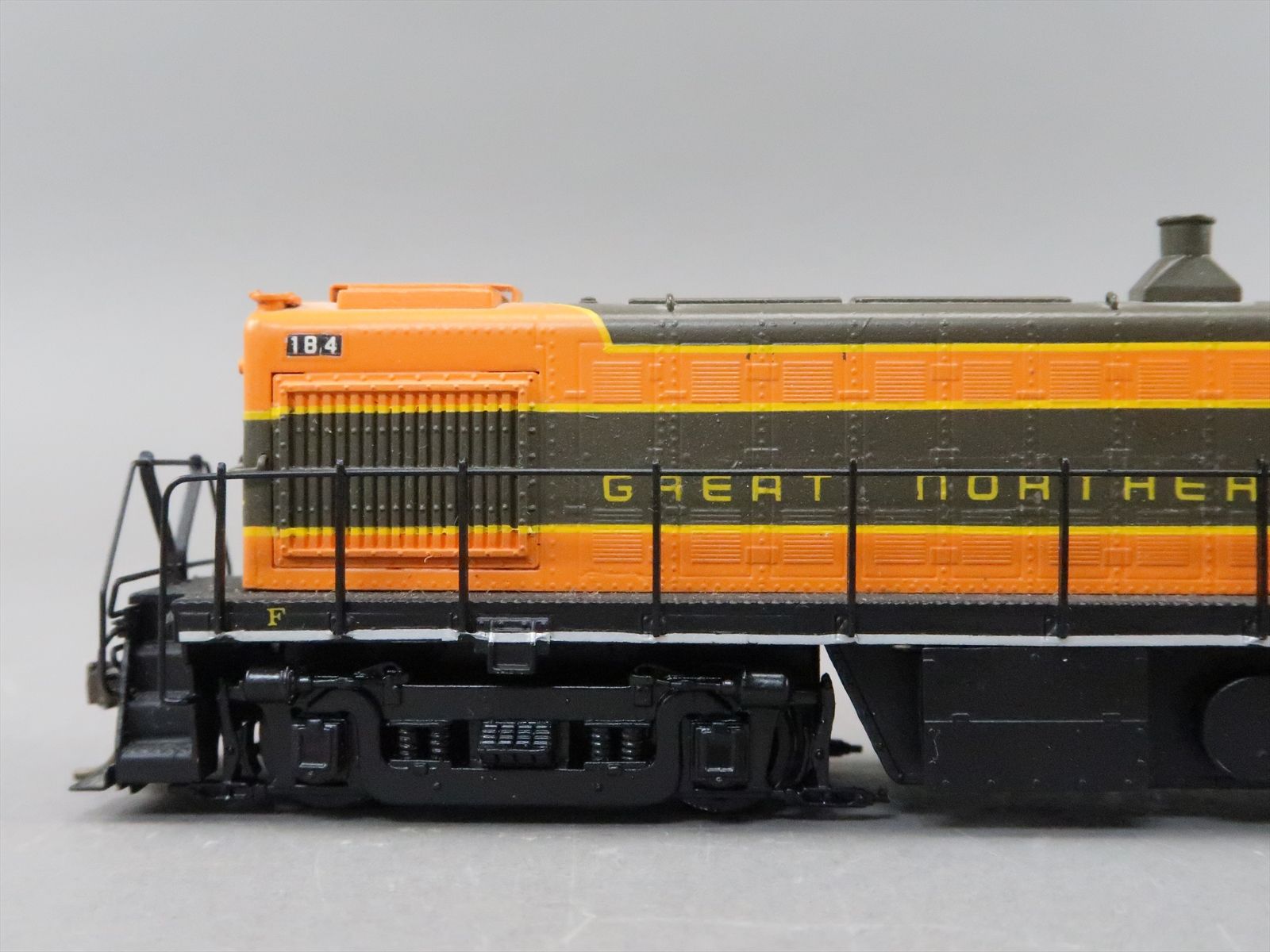HO Brass Model - ALCO D-106 GN Great Northern RS-1 #184 - Custom - 1982 Run - Samhongsa