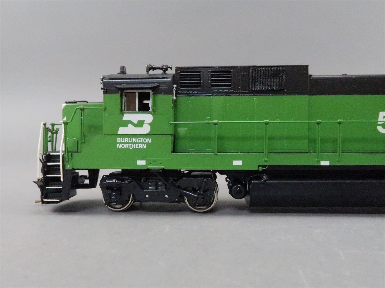 HO Brass Model - OMI 1947 BN Burlington Northern GE B32-8 #5497 - Custom by Bill Nesbitt - 1987 ...