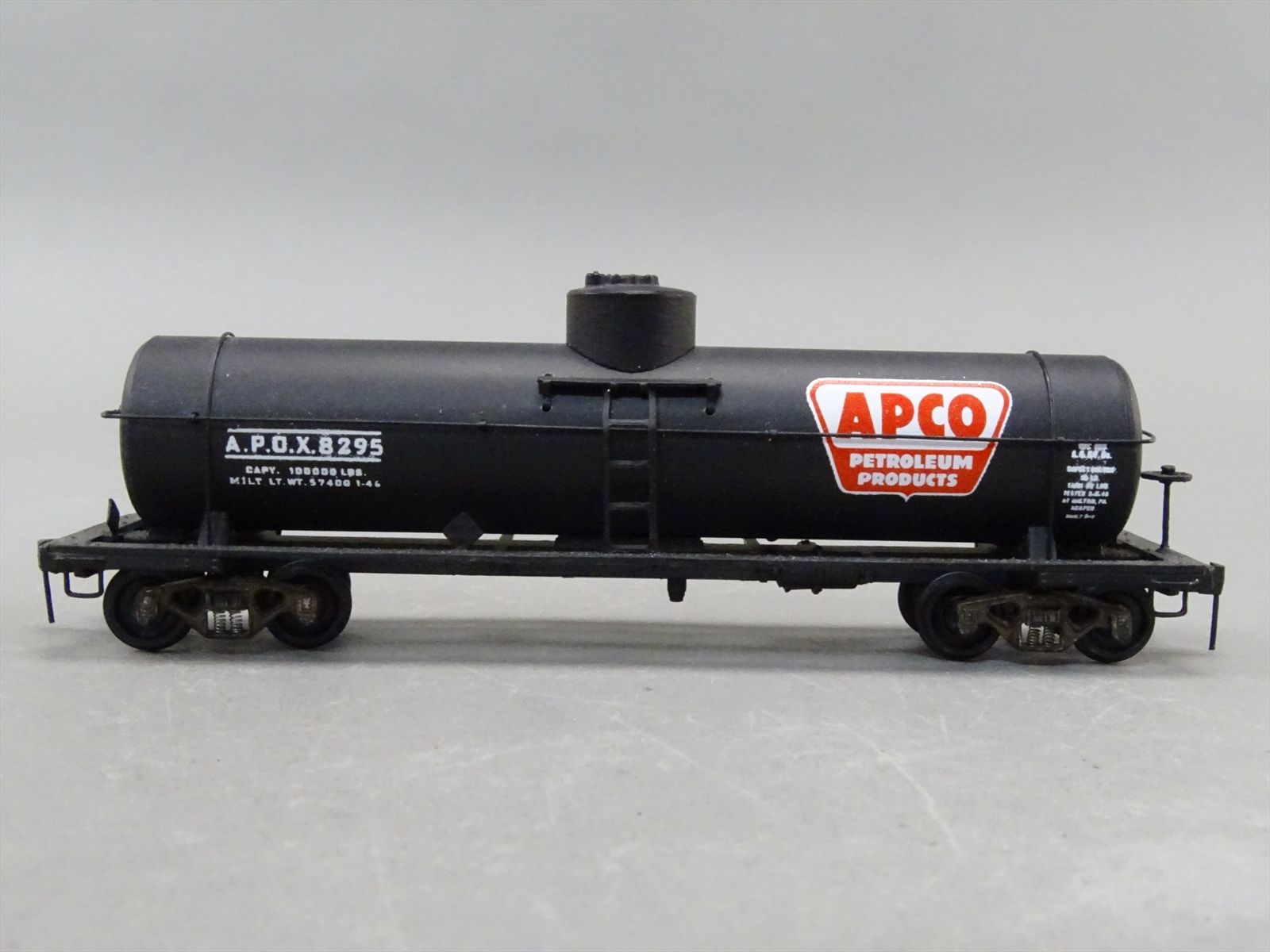 HO Built-Up Metal Car Kit - Thomas Tank APOX APCO Petroleum Products ...