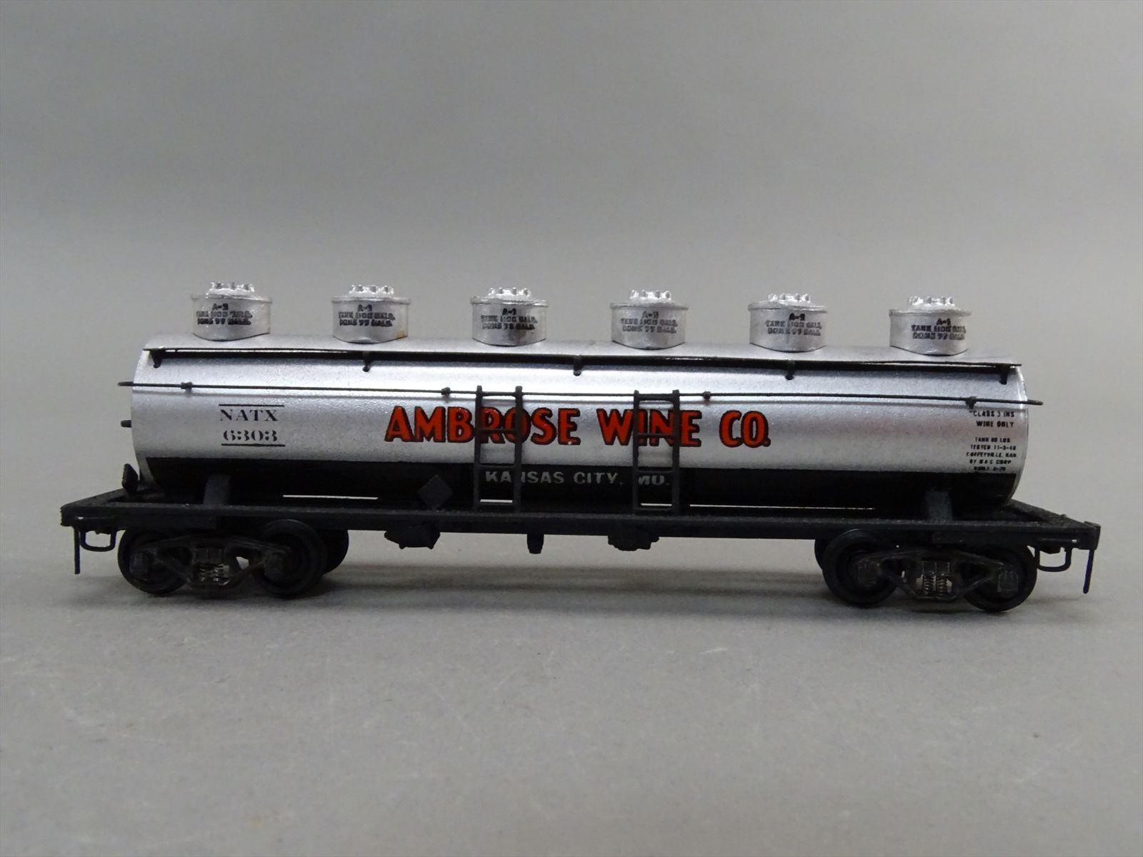 HO Built-Up Metal Car Kit - Thomas Tank NATX Ambrose Wine Co. 6-Dome ...