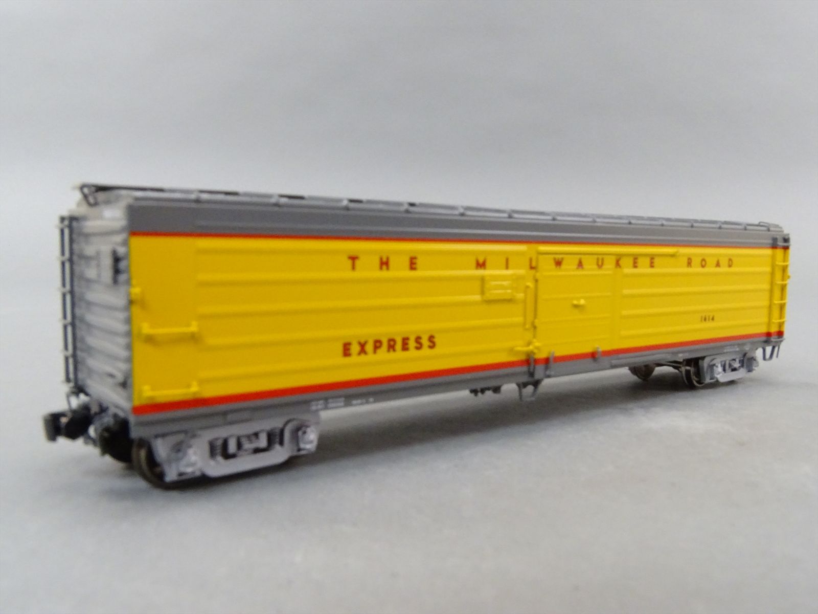 HO Brass Model - Railway Classics RWC MILW28 Milwaukee 50' Passenger ...
