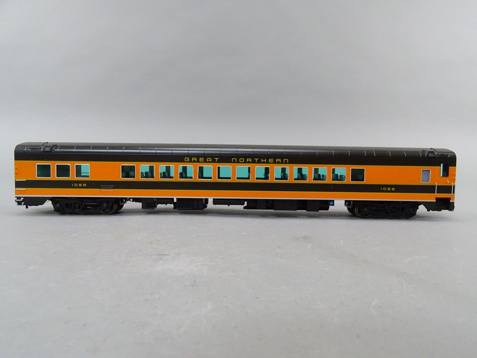 HO Brass Model - RWC Railway Classics GN12 GN Great Northern 56-Seat Coach #1088 - F/P - Ajin