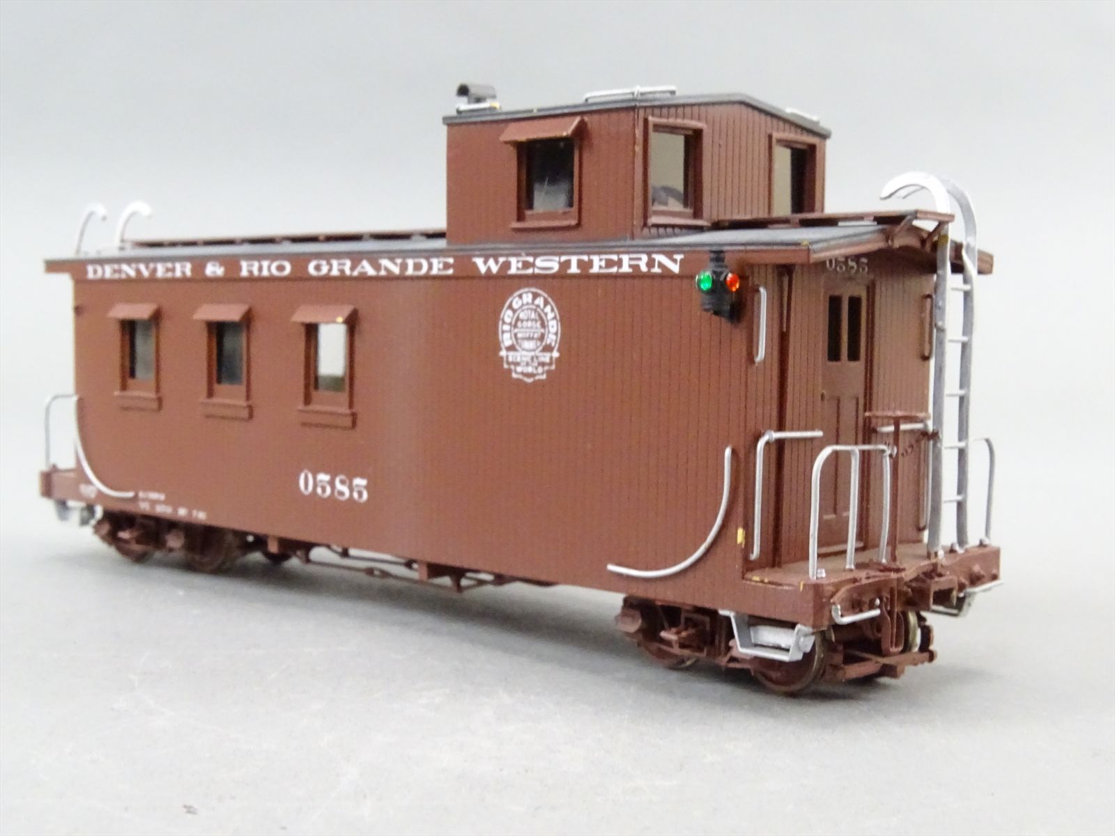 Sn3 Brass model - PBL Milestone D&RGW Rio Grande Long Caboose #0585 - Custom - Dae Ha