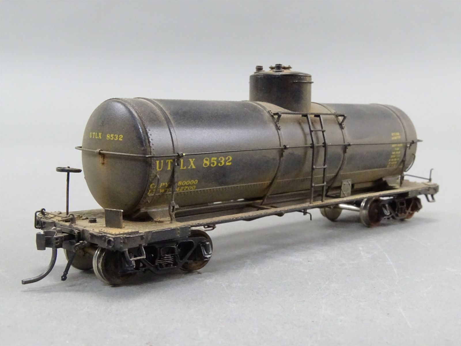 HO Brass Model - OMI 3231.2 UTLX Union 10,000 Gallon Tank Car ...