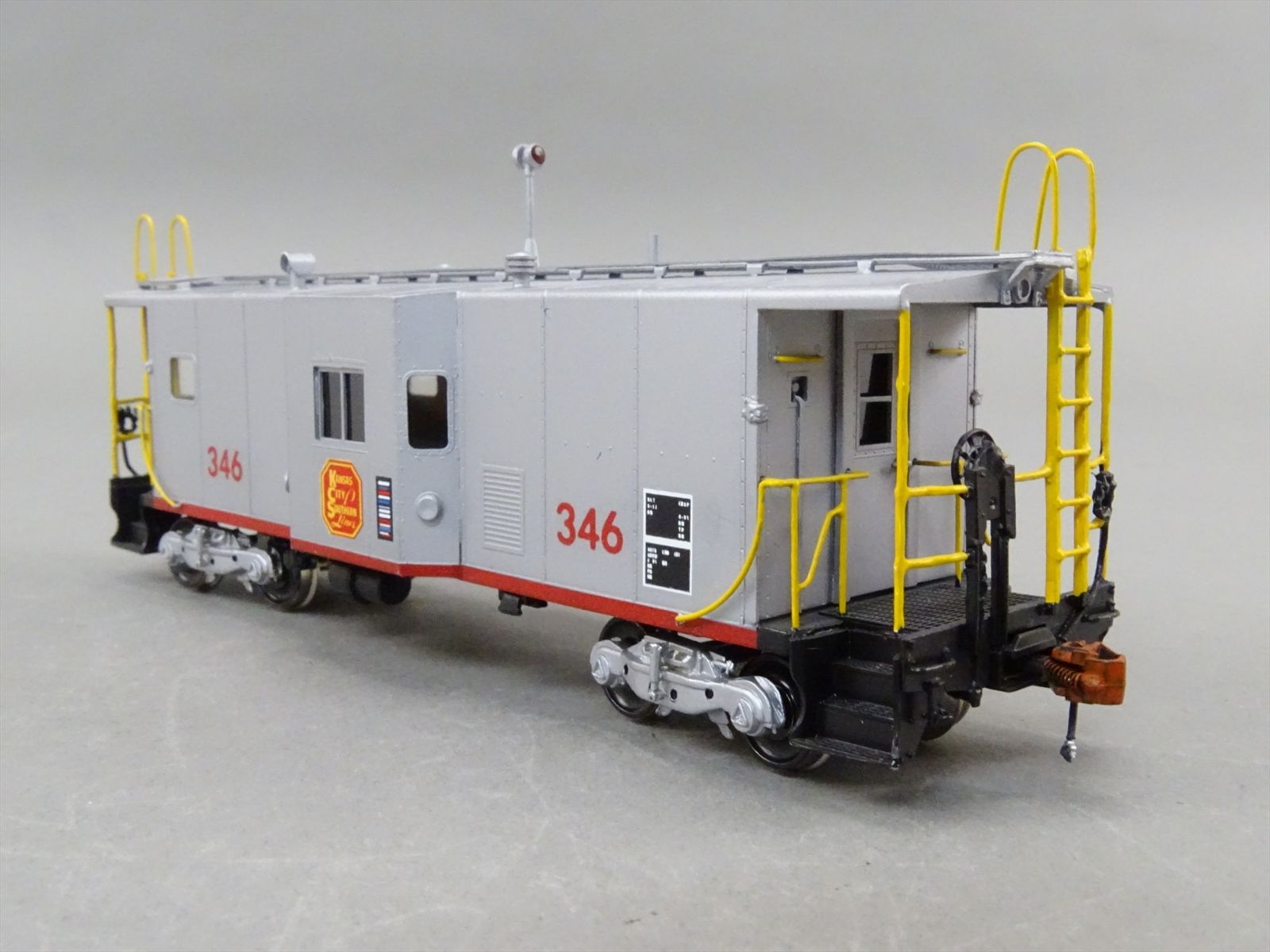 HO Brass Model - OMI 1274 KCS Kansas City Southern B-W Bay Window Caboose #346 - F/P - 1989 Run ...