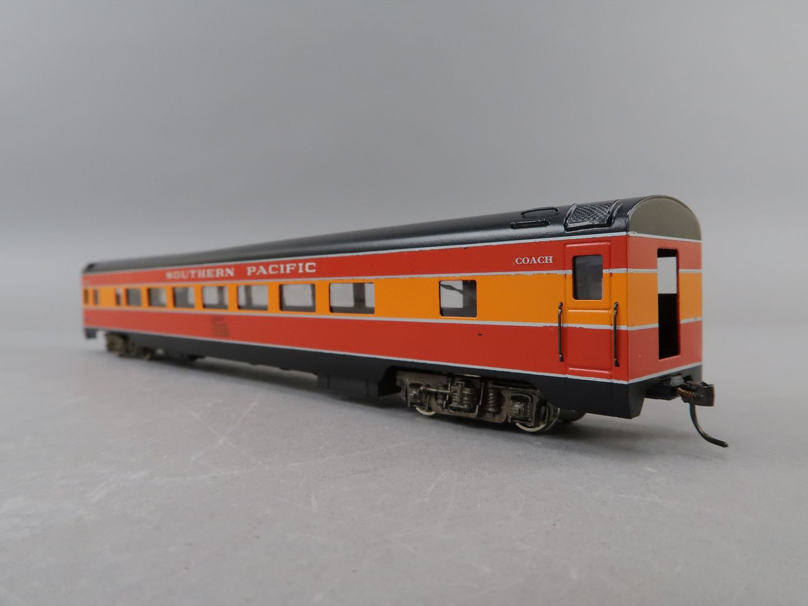 HO Brass Model - Balboa 511 SP Southern Pacific Daylight Coach - F/P
