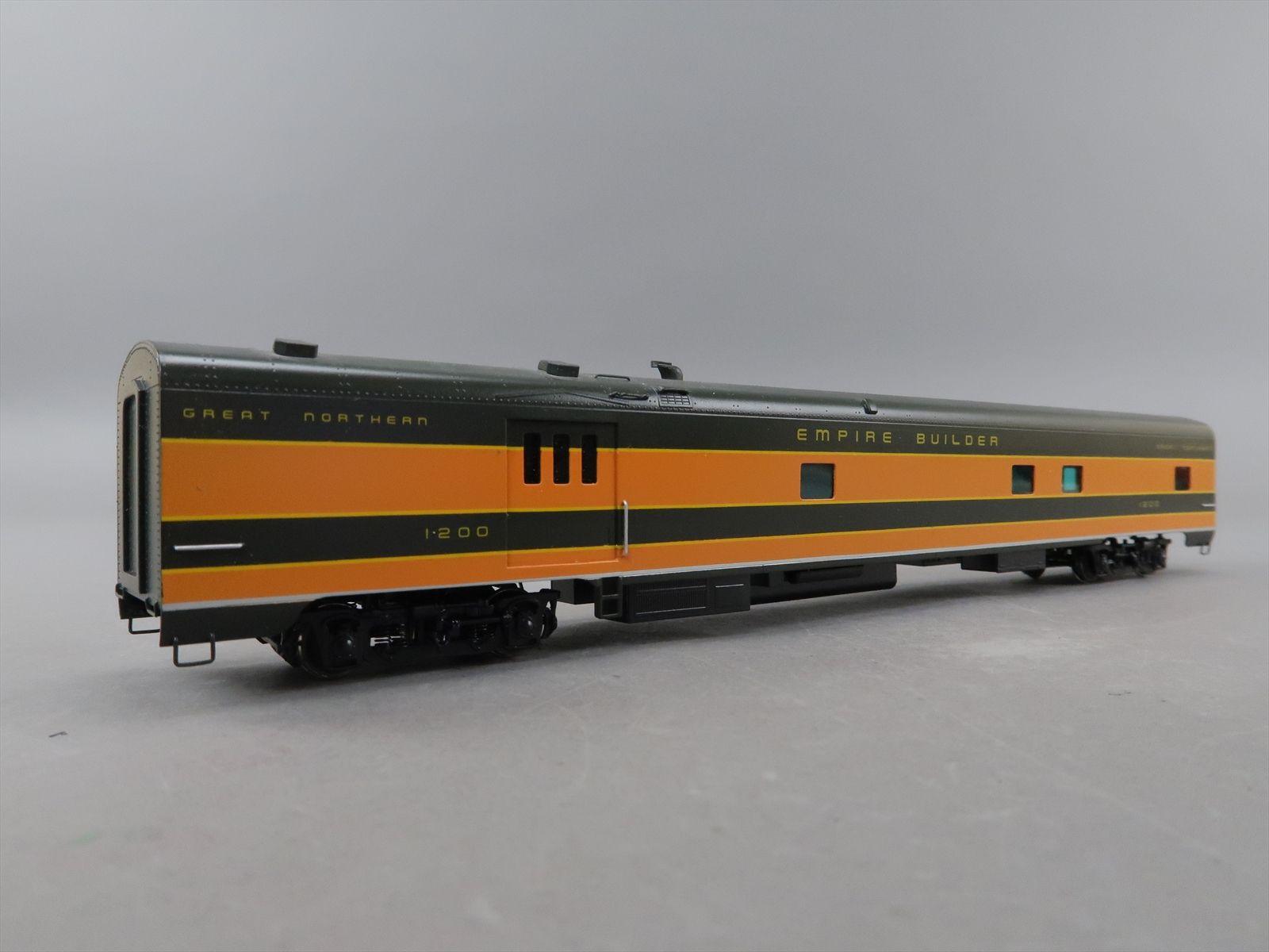 HO Brass Model - Oriental GN Great Northern Streamlined Baggage Dorm ...