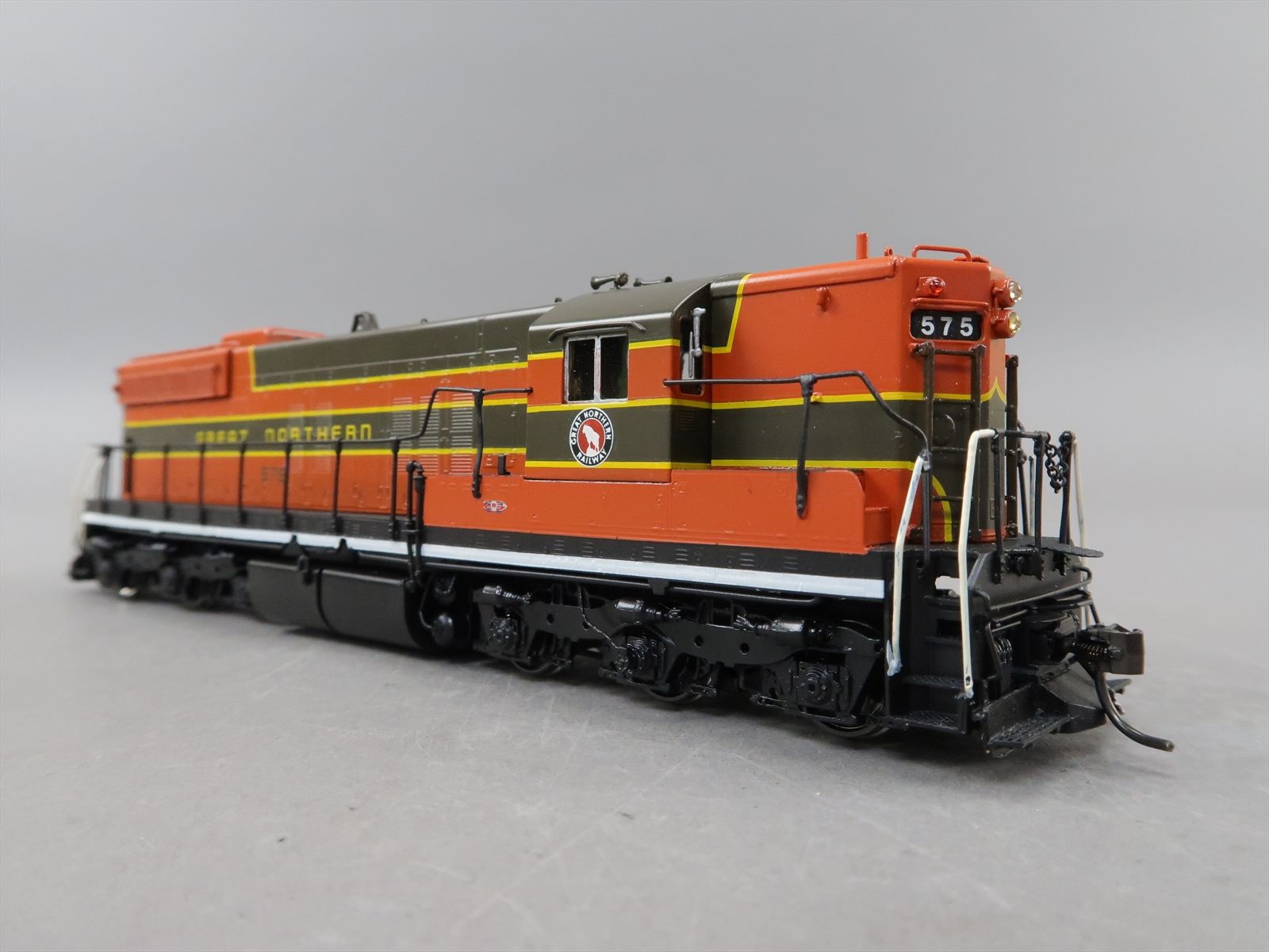 HO Brass Model - OMI 5169 GN Great Northern SD9 Phase III #575 - Custom ...