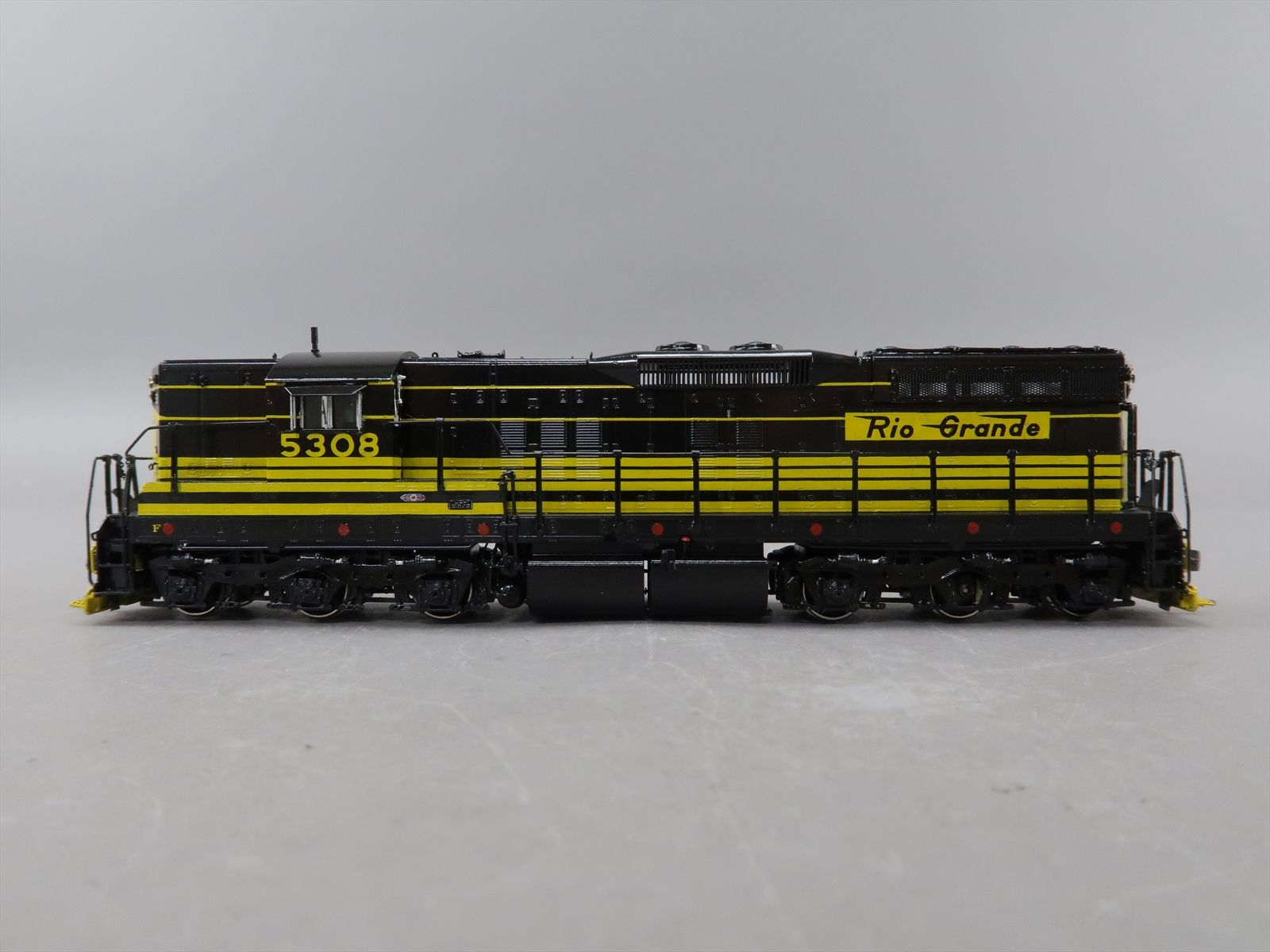 HO Brass Model - OMI 5176 D&RGW Rio Grande SD9 Phase II #5308 - Custom - 1989 Run - Ajin