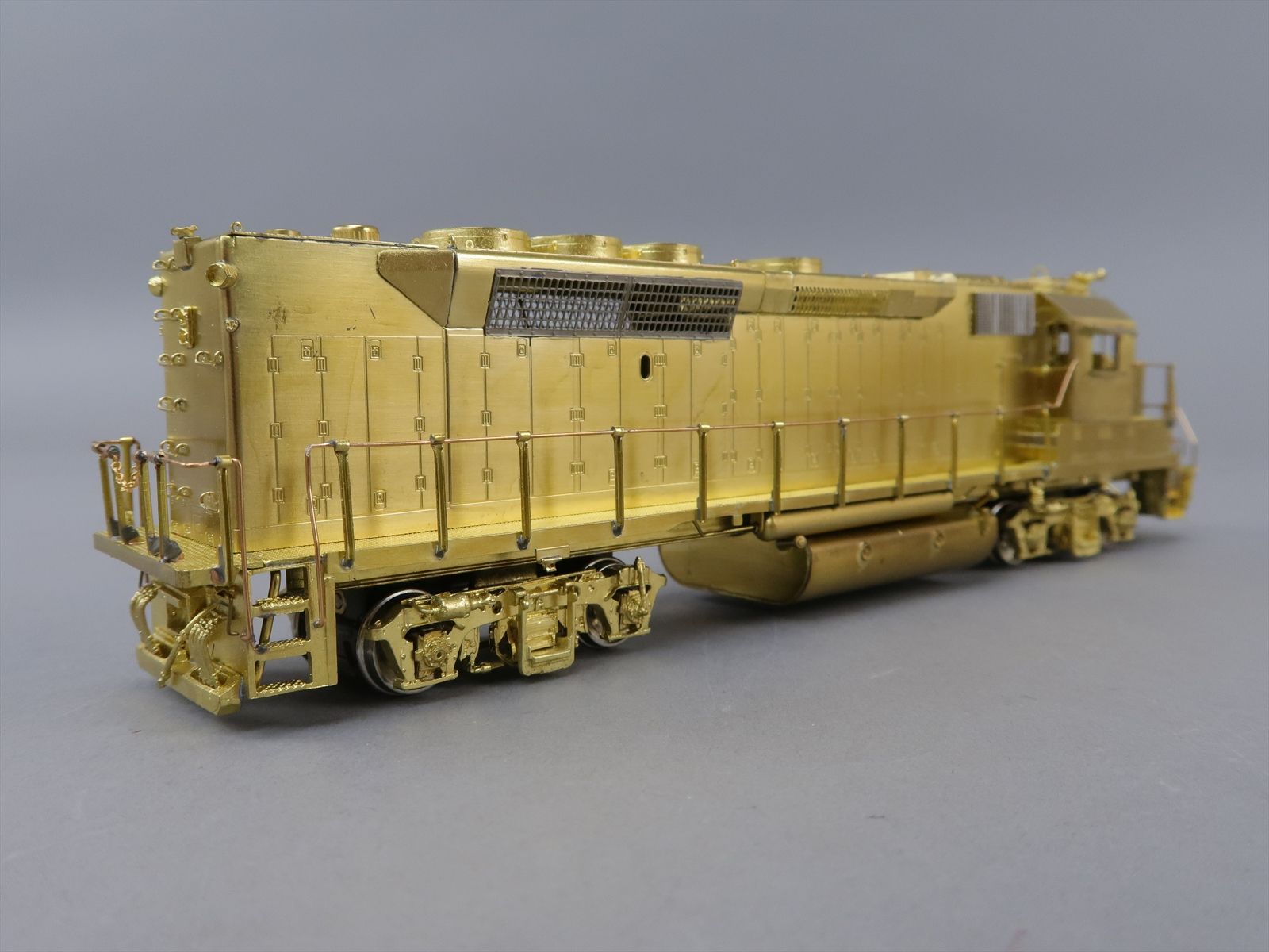 HO Brass Model - OMI 5131 SP Southern Pacific GP40P-2 #3197 - 3199 - Unpainted - 1989 Run - Ajin