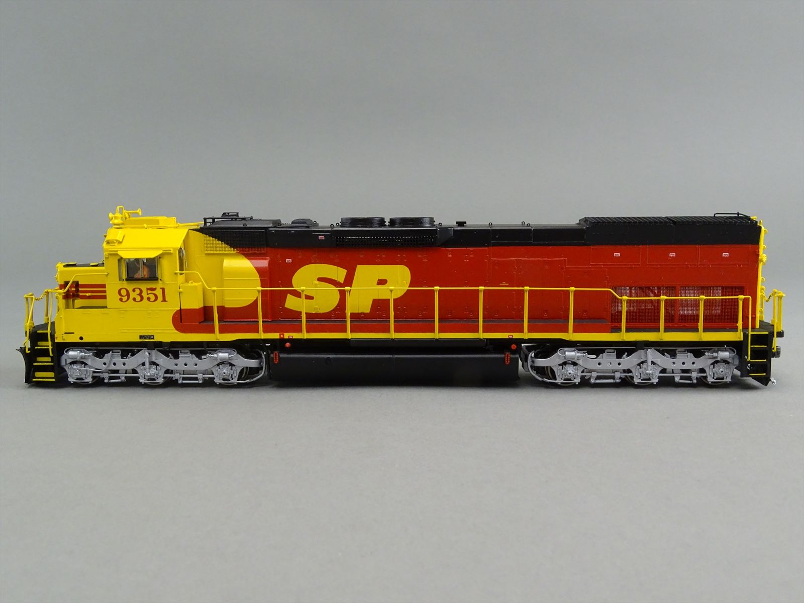 HO Brass Model - OMI AA-1130-2 SP Southern Pacific SD45T-2 #9351 Red ...