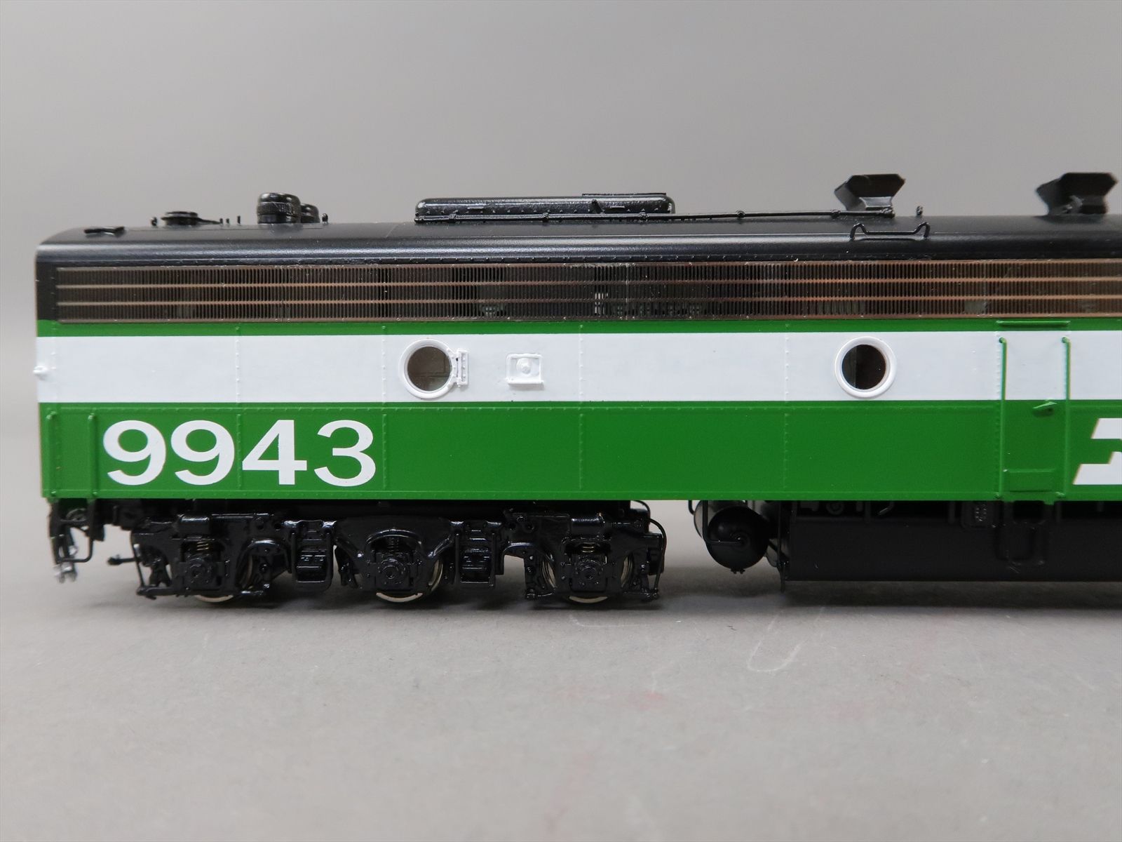 HO Brass Model - UTI 5363-2 BN Burlington Northern E8 E8A Hockey Stick Scheme #9943 - F/P + DCC ...