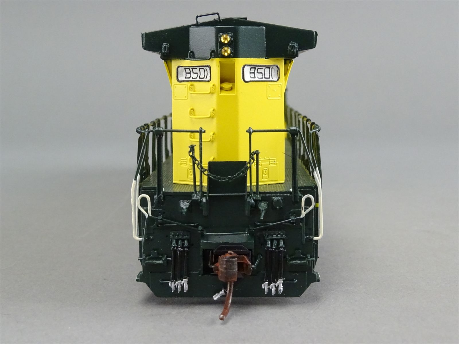 HO Brass Model - OMI 5156 C&NW Chicago & Northwestern C40-8 Dash #8501 ...