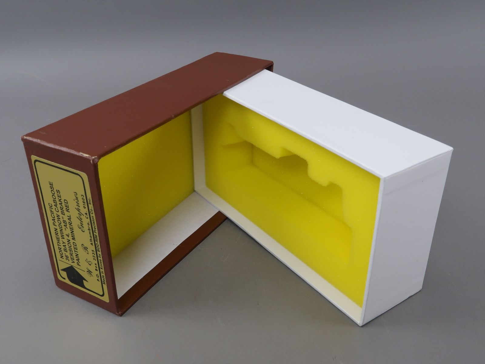 HO Brass Model - W&R Version 4 NP Northern Pacific 36' Bay Window ...