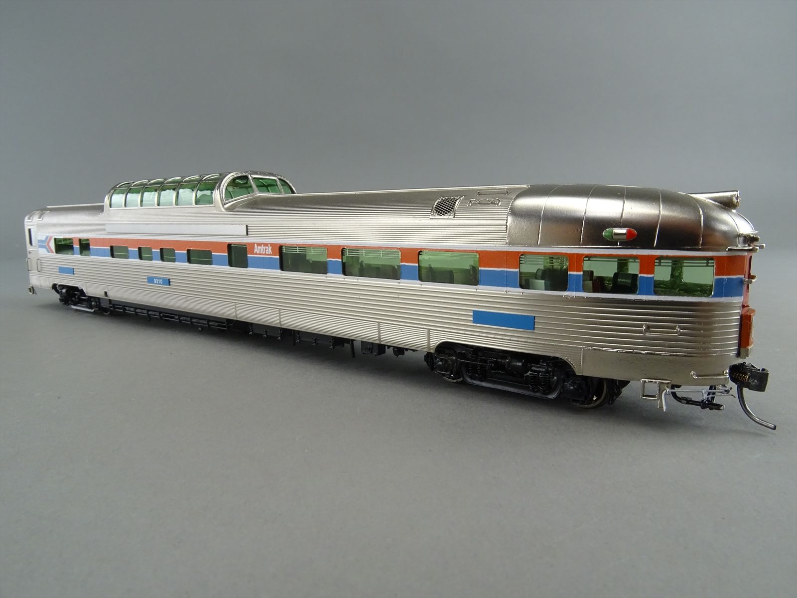 HO Brass Model - UTI 1150-5 Amtrak Observation Parlor Dome #9310 - Pro ...
