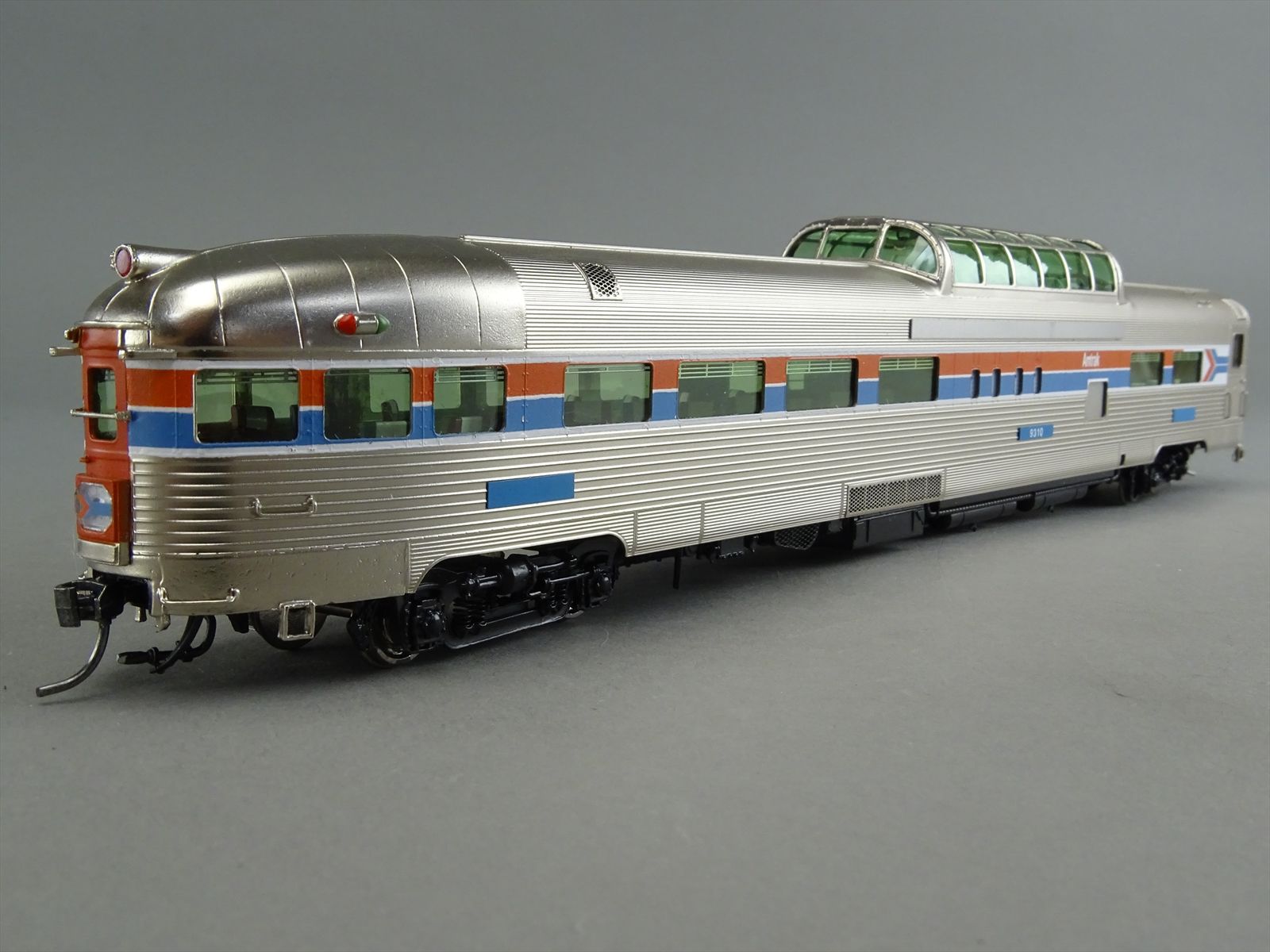 HO Brass Model - UTI 1150-5 Amtrak Observation Parlor Dome #9310 - Pro ...