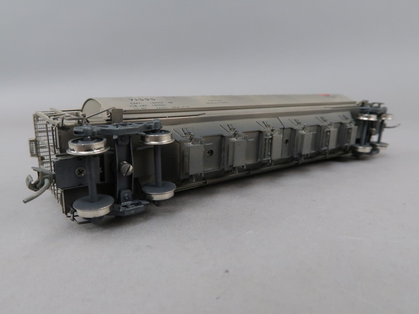 HO Brass Model - OMI 3269.1 GN Great Northern ACF Cylindrical Covered ...