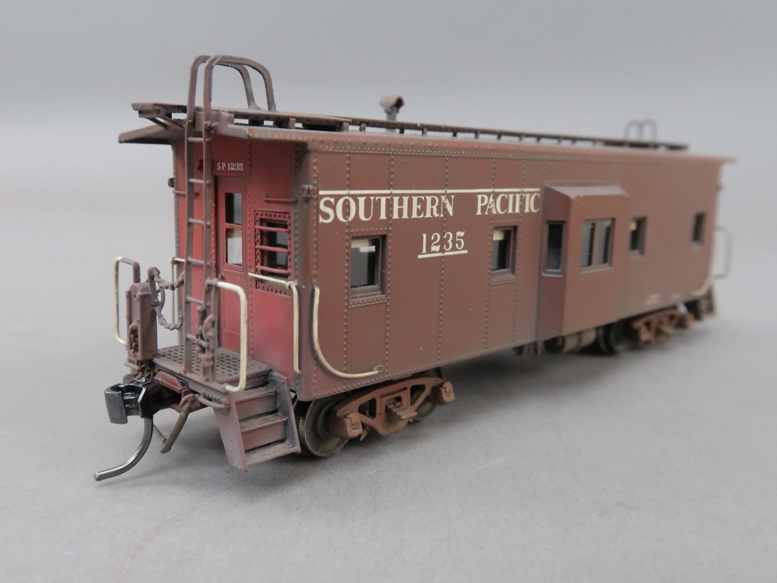 HO Brass Model - CIL 2401.1 SP Southern Pacific C-30-4 Bay Window Riveted Steel Caboose #1235 ...