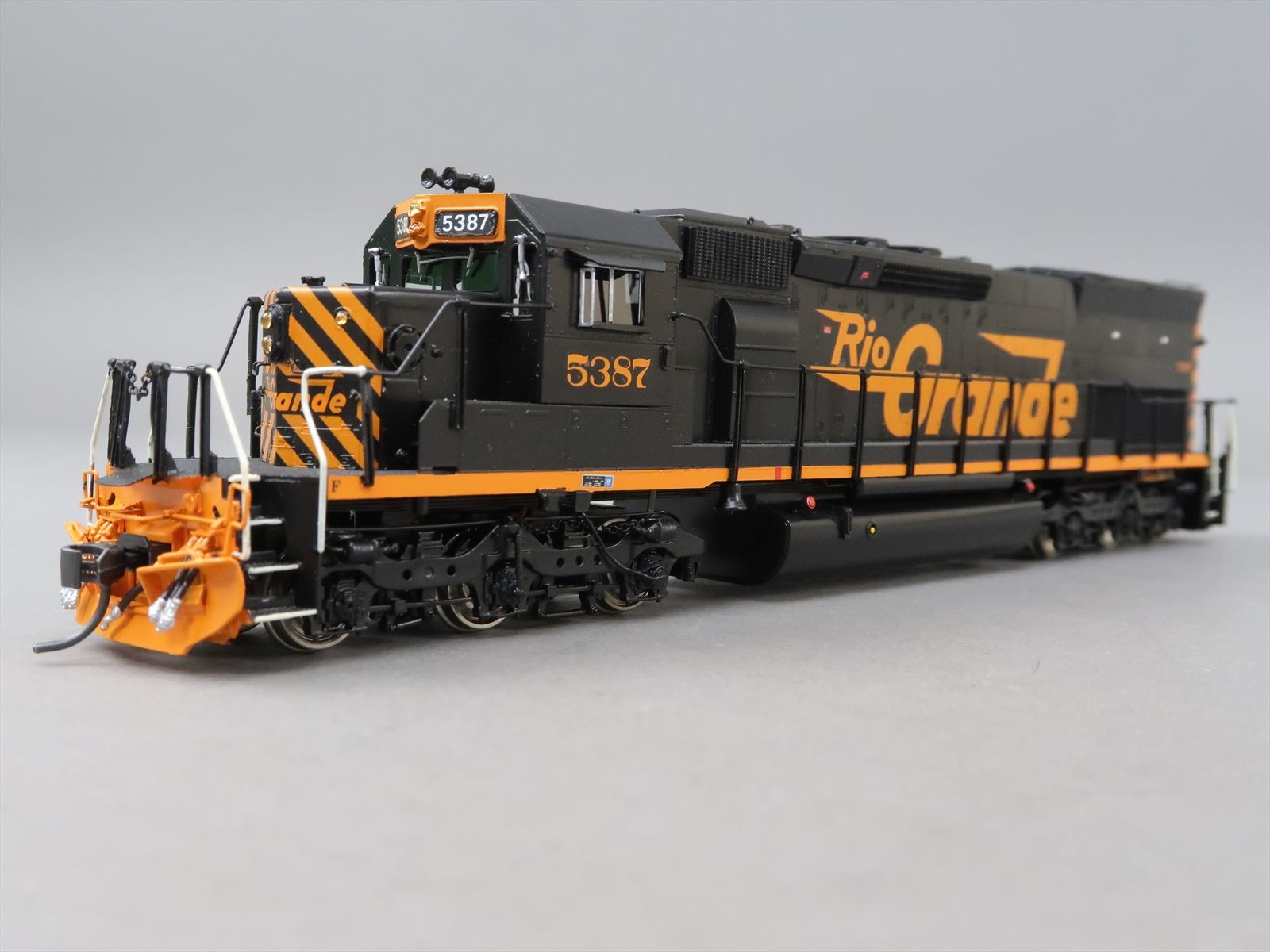 HO Brass Model - OMI 5339 D&RGW Rio Grande SD40T-2 #5387 - Custom - 1988 Run - Ajin