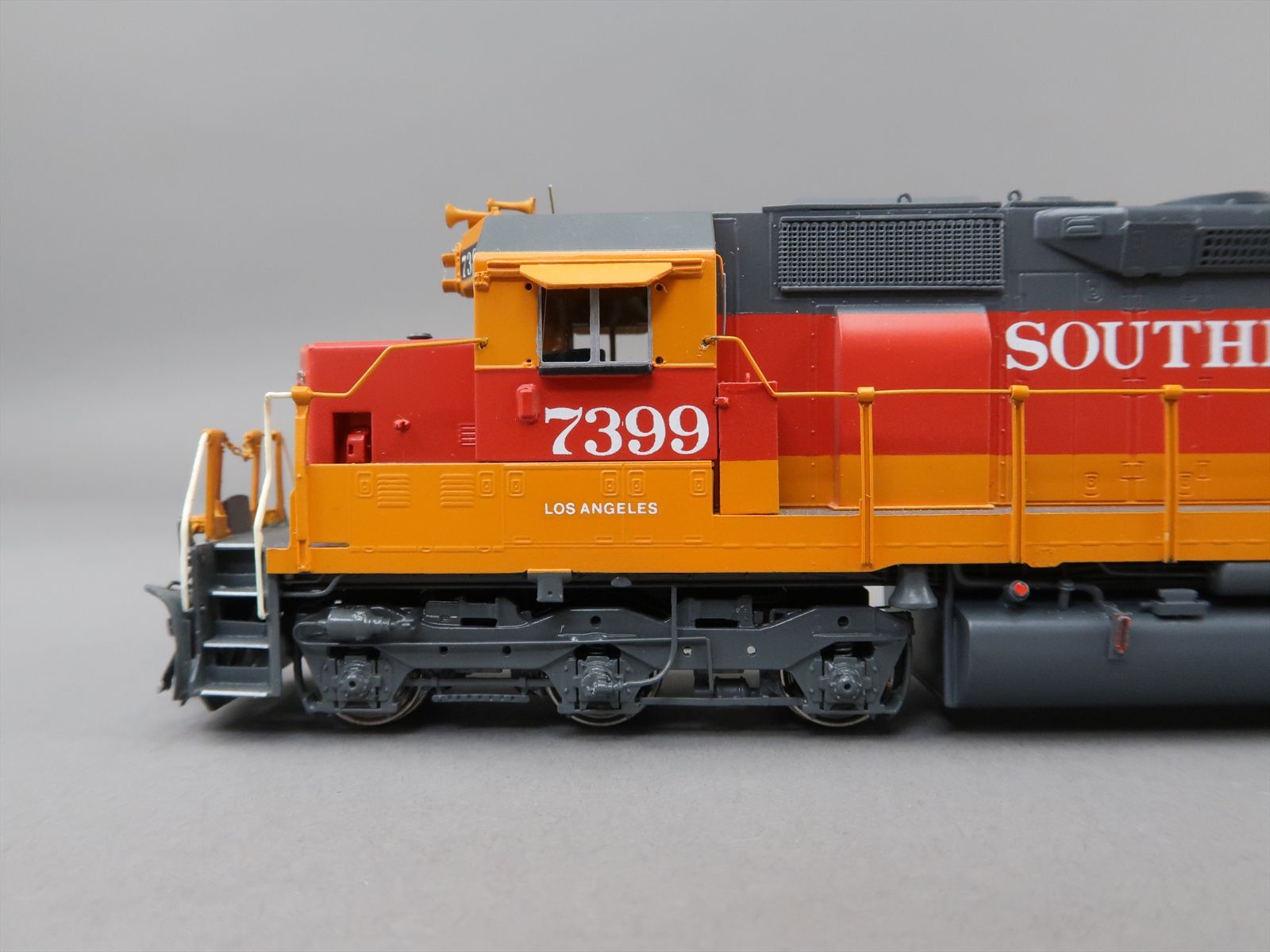 HO Brass Model - OMI 6373.1 SP Southern Pacific Daylight SD45 Diesel #7399 - F/P - 1999 Run - Ajin