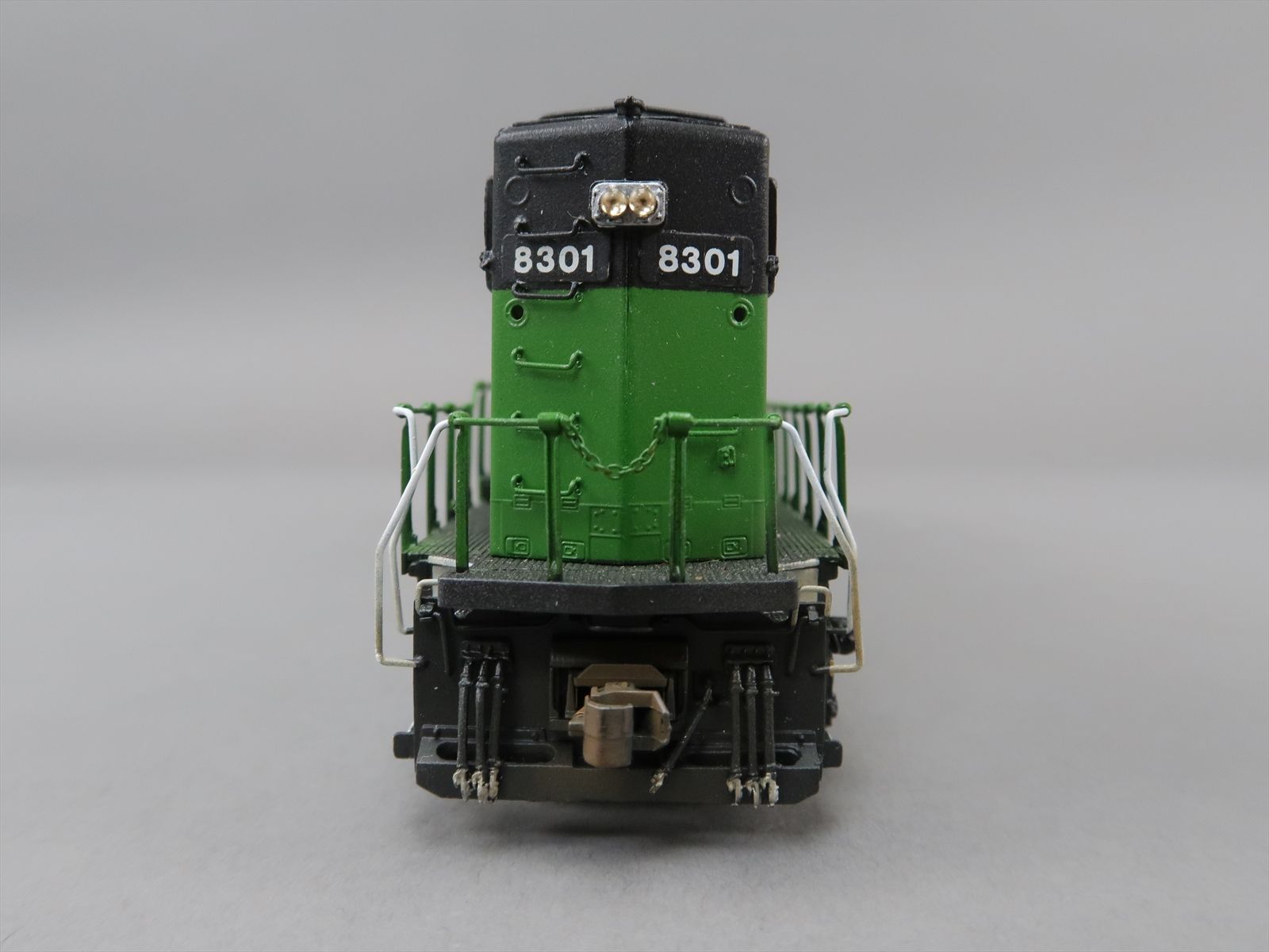 HO Brass - OMI 5043 BN Burlington Northern SD60 #8301 - Fair Custom ...