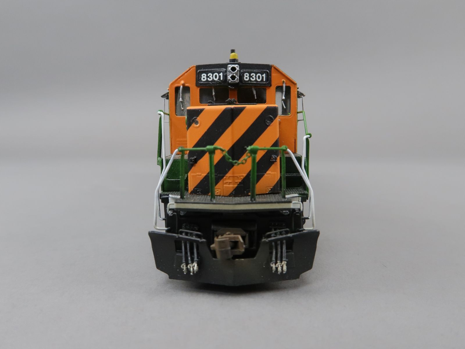 HO Brass - OMI 5043 BN Burlington Northern SD60 #8301 - Fair Custom ...