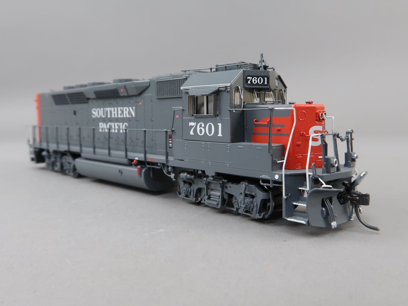 HO Brass Model - OMI 087010142.2 SP Southern Pacific GP40P-2 #7601 - F/P - 2004 Run - Ajin