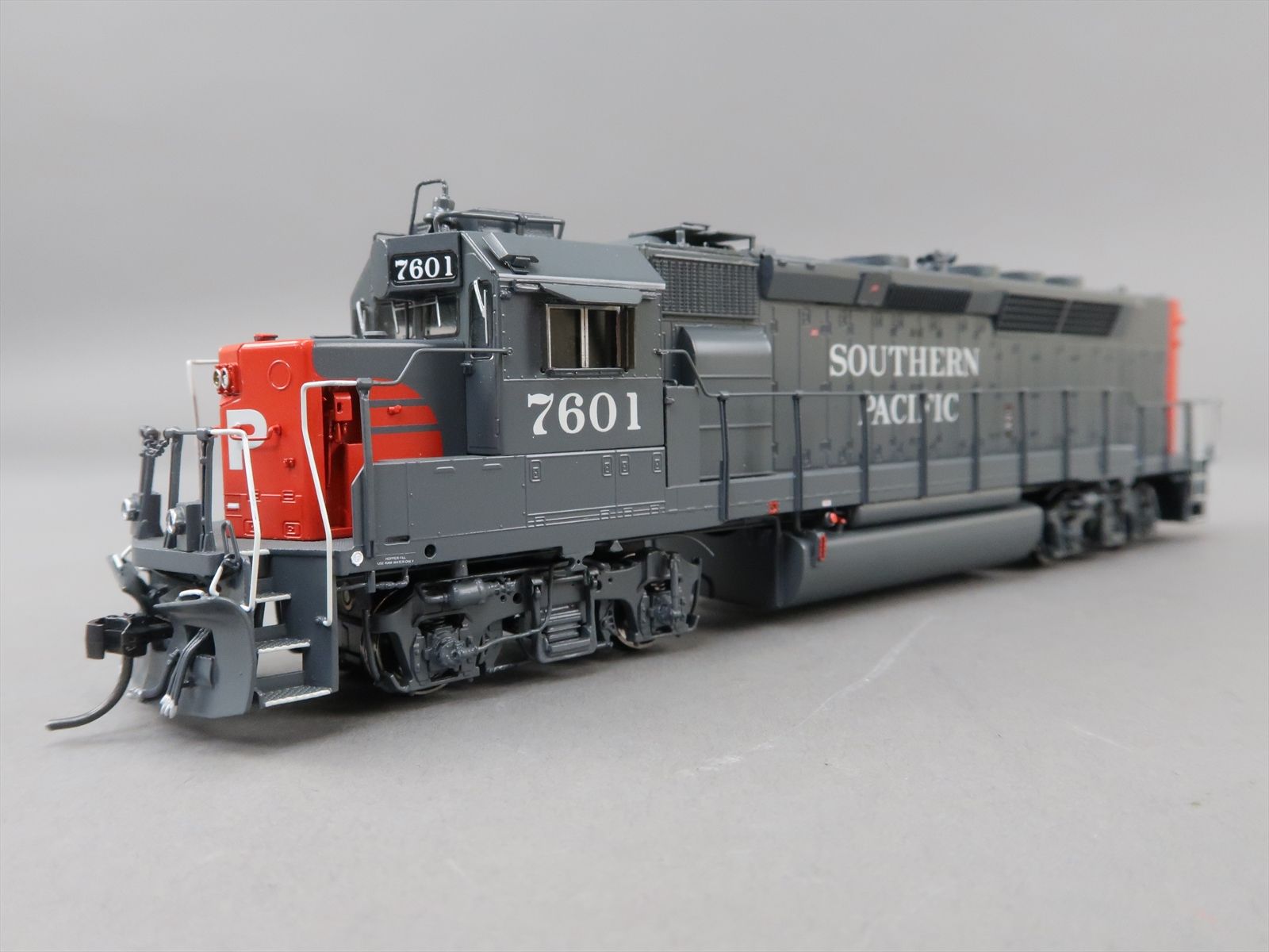 HO Brass Model - OMI 087010142.2 SP Southern Pacific GP40P-2 #7601 - F ...