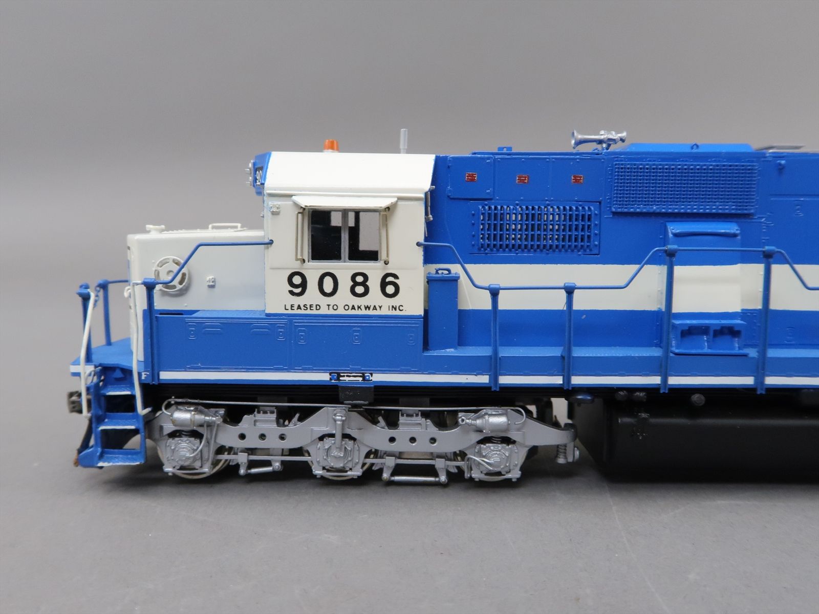 HO Brass Model - OMI 5047.1 Oakway Leasing GM EMD SD60 Demo ...