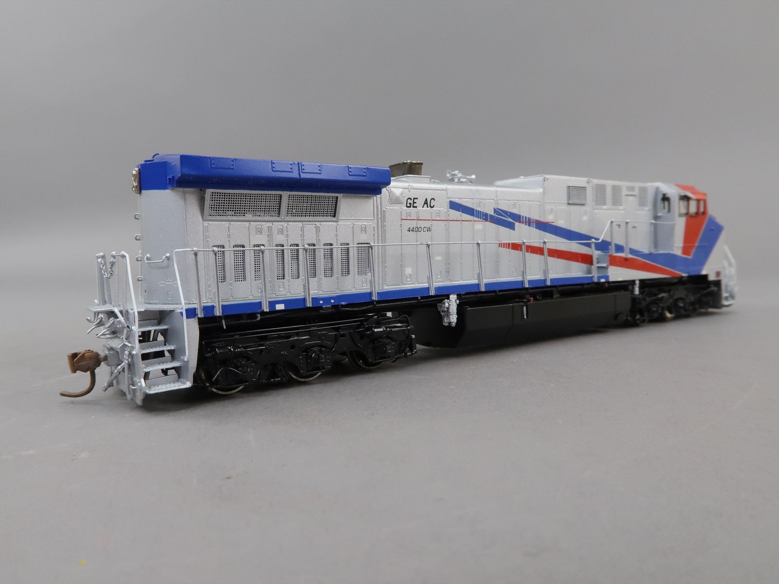 HO Brass Model - OMI 6530.1 GE Demo Demonstrator AC4400CW #2000 - F/P + DCC - 1995 Run - Ajin