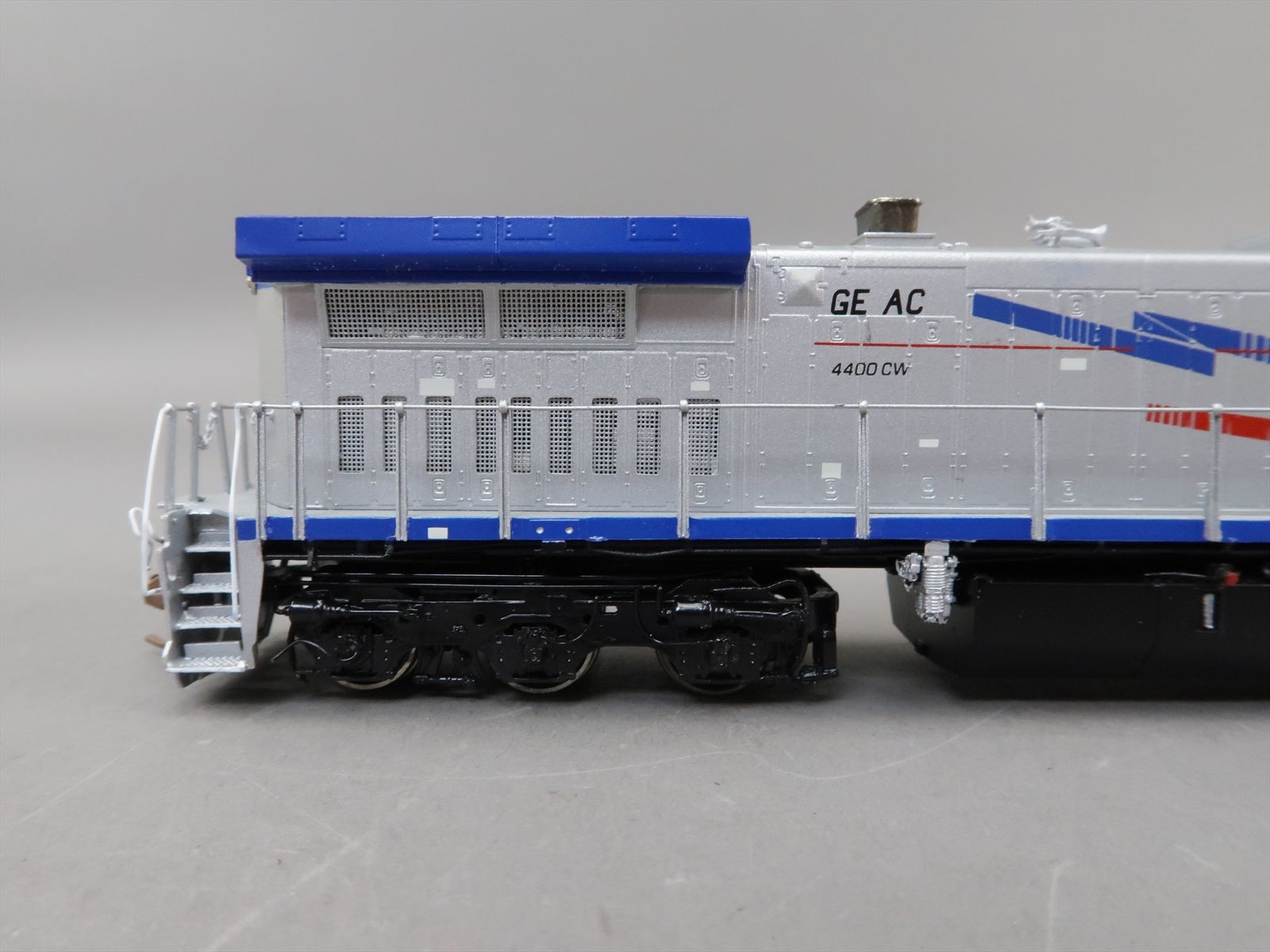 HO Brass Model - OMI 6530.1 GE Demo Demonstrator AC4400CW #2000 - F/P + DCC - 1995 Run - Ajin