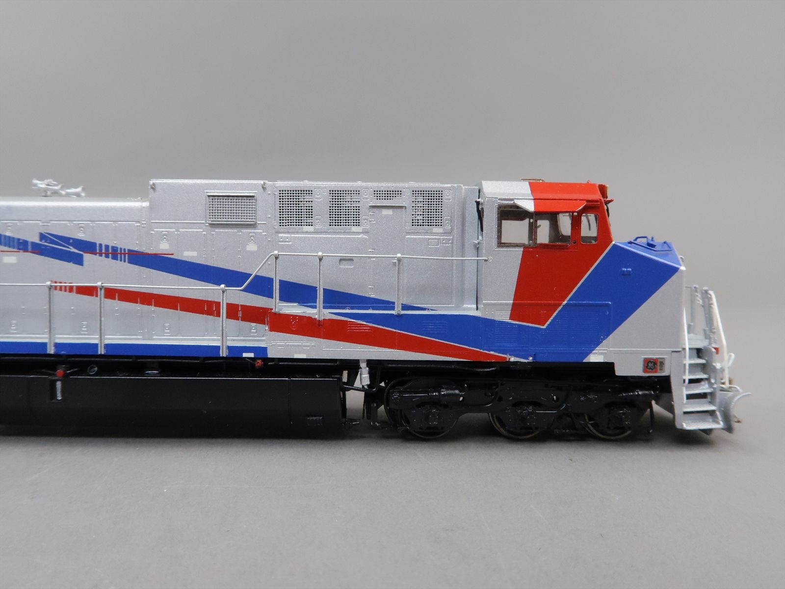 HO Brass Model - OMI 6530.1 GE Demo Demonstrator AC4400CW #2000 - F/P + DCC - 1995 Run - Ajin