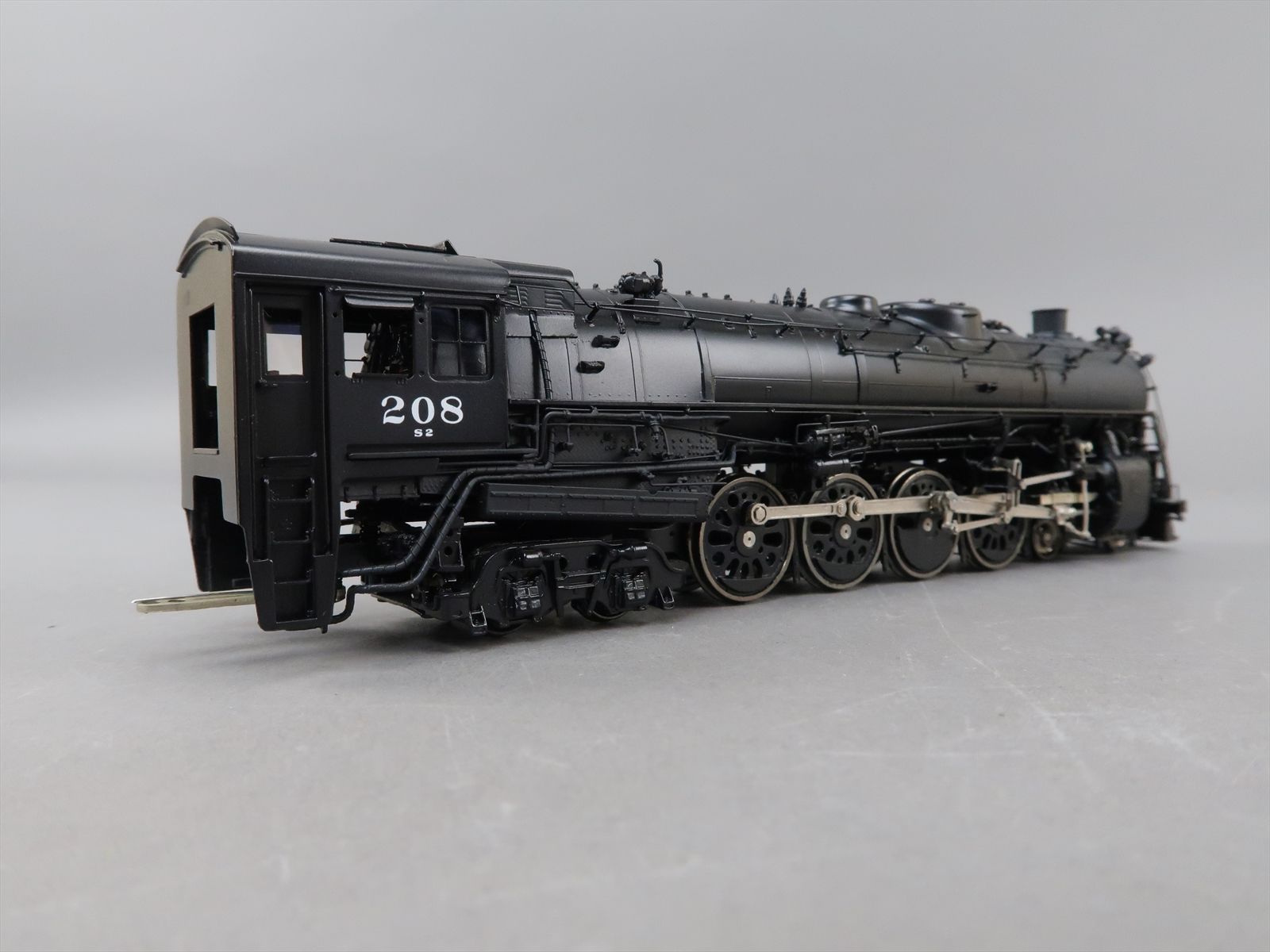 HO Brass Model - OMI 1586.1 Milwaukee S2a 4-8-4 Squared Boiler Front #208 - F/P - 1997 Run - Ajin