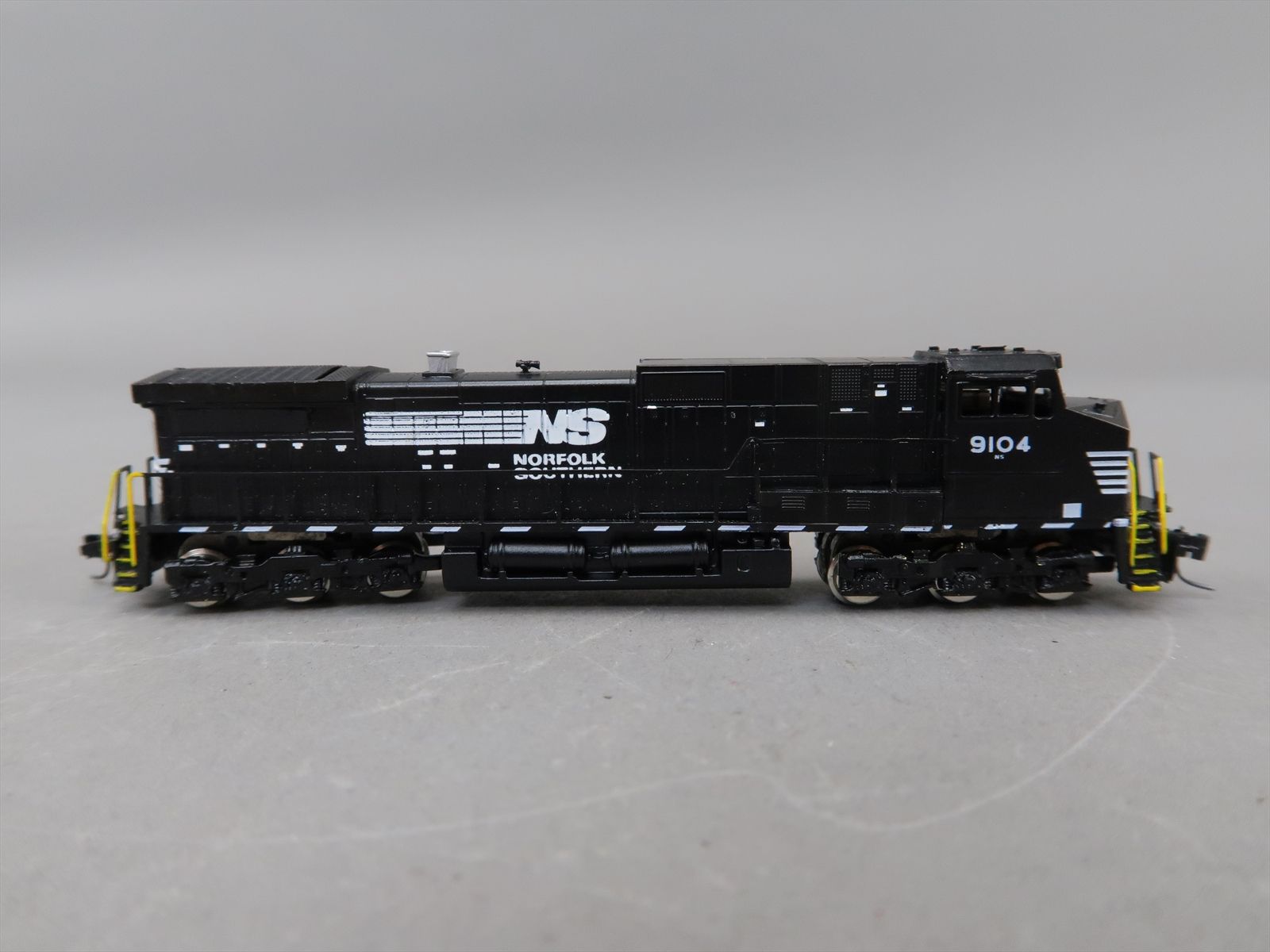 Z Brass Model - RLW Rogue Locomotive Works NS Norfolk & Southern C40-9W ...