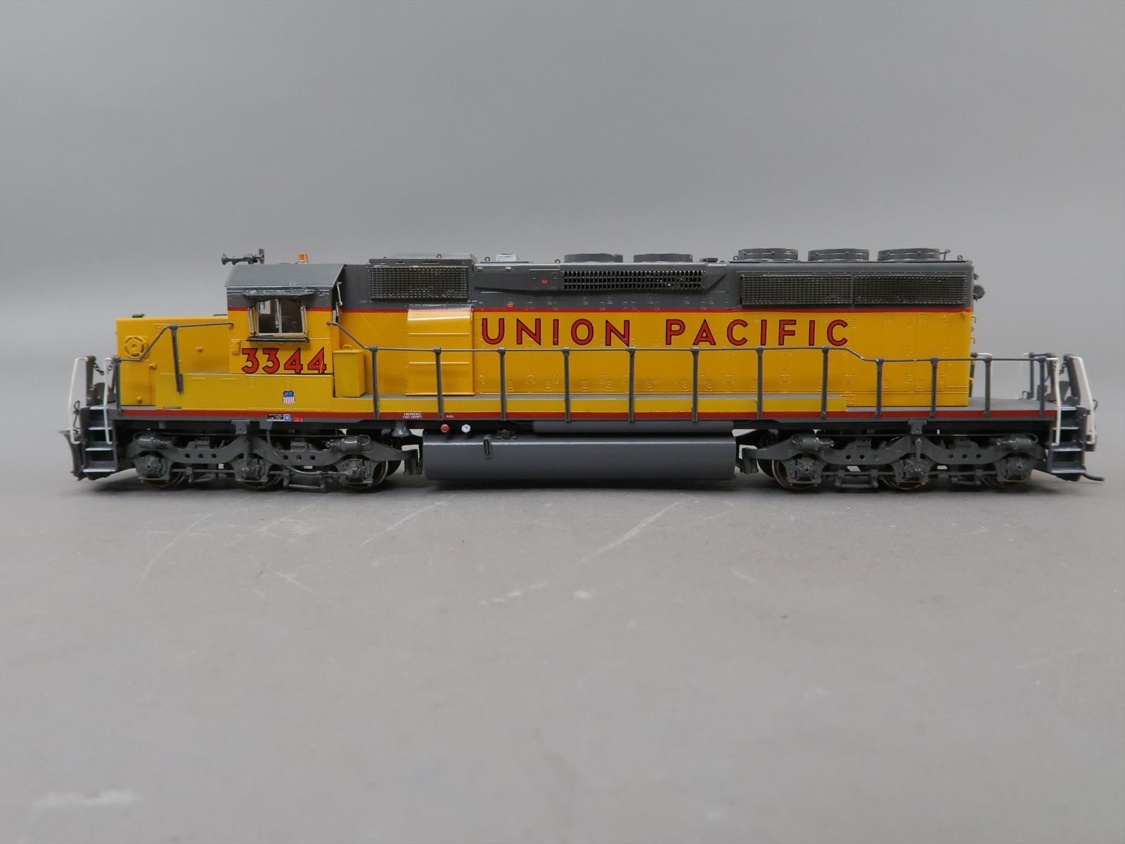 HO Brass Model - OMI 5330 UP Union Pacific SD40-2 Extended Range Dynamic Brakes Low Nose Late ...