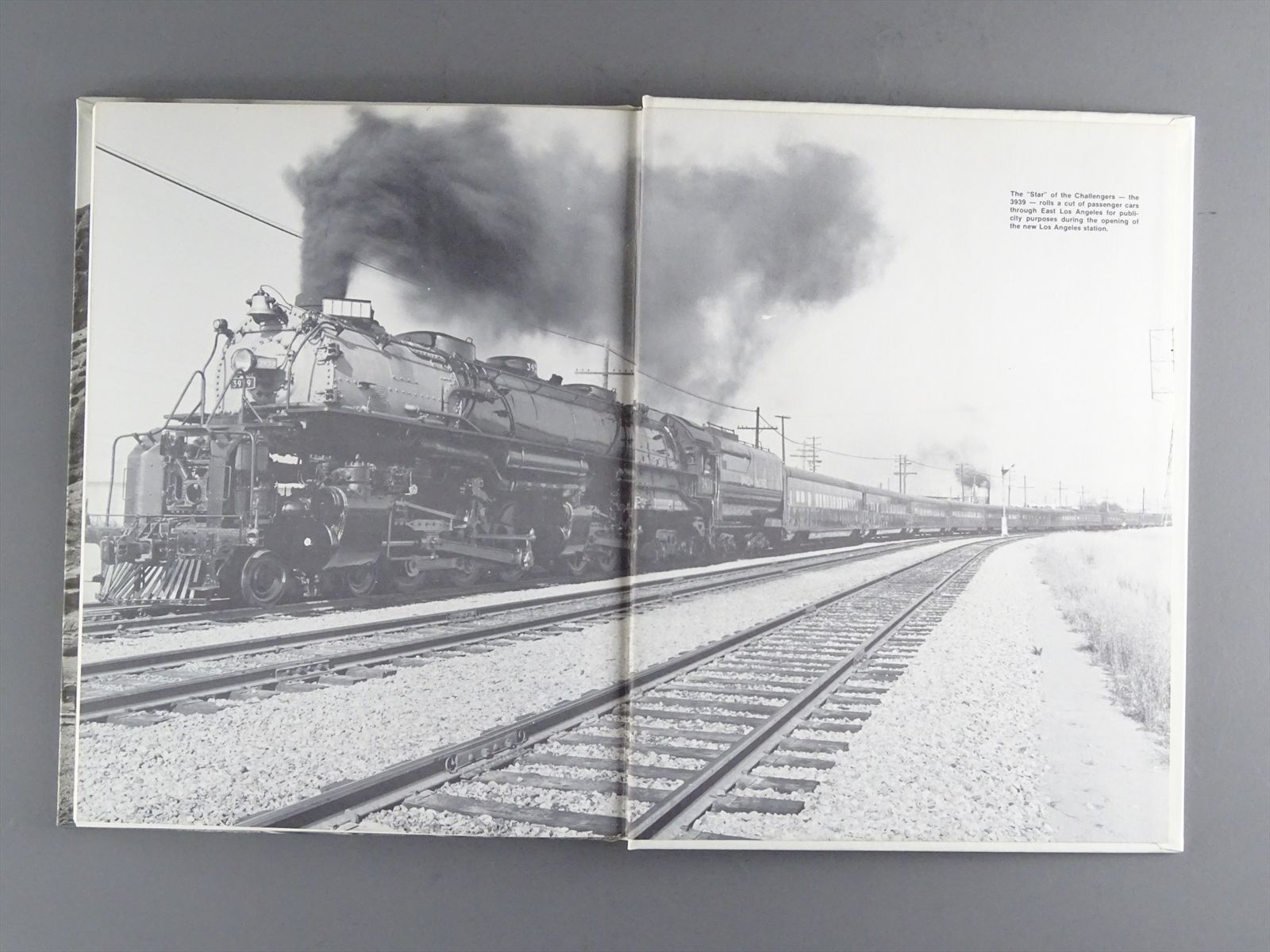 Railroad Book - The Challenger Locomotives - Wm. W. Kratville - 144 Pages