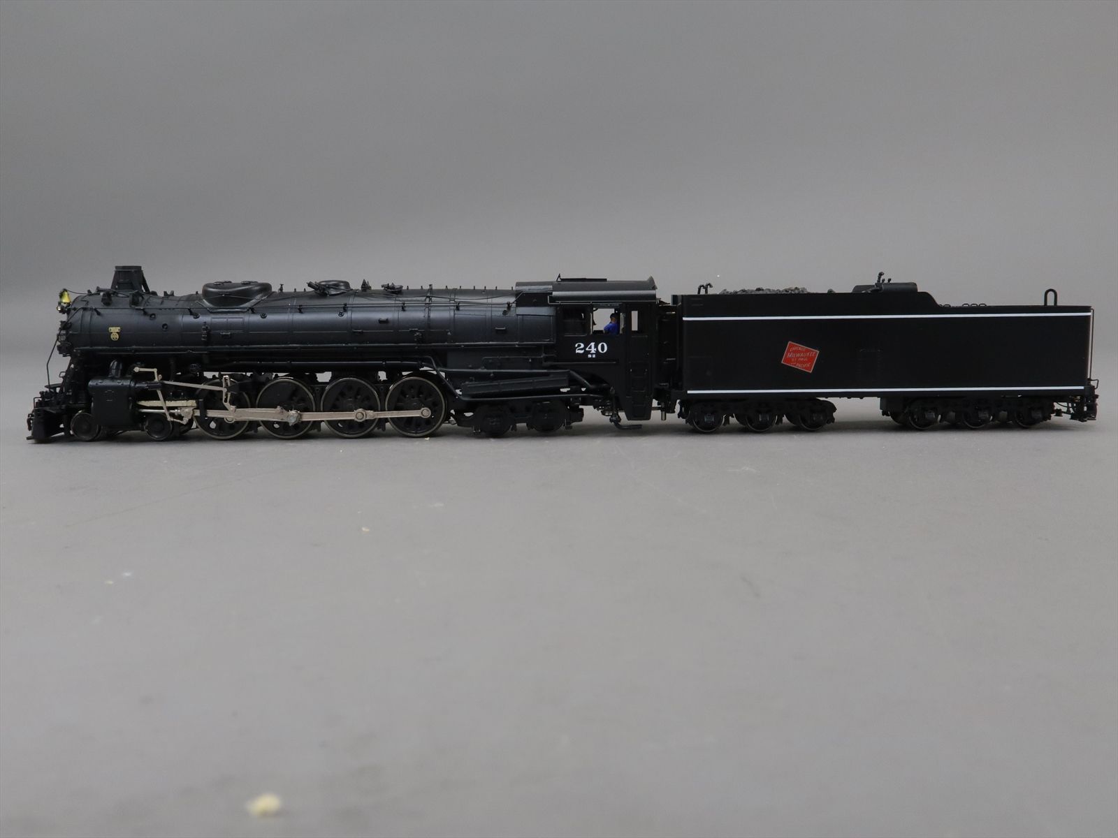 HO Brass Model - OMI 1587.1 Milwaukee S2 4-8-4 Round Boiler Front #240 ...