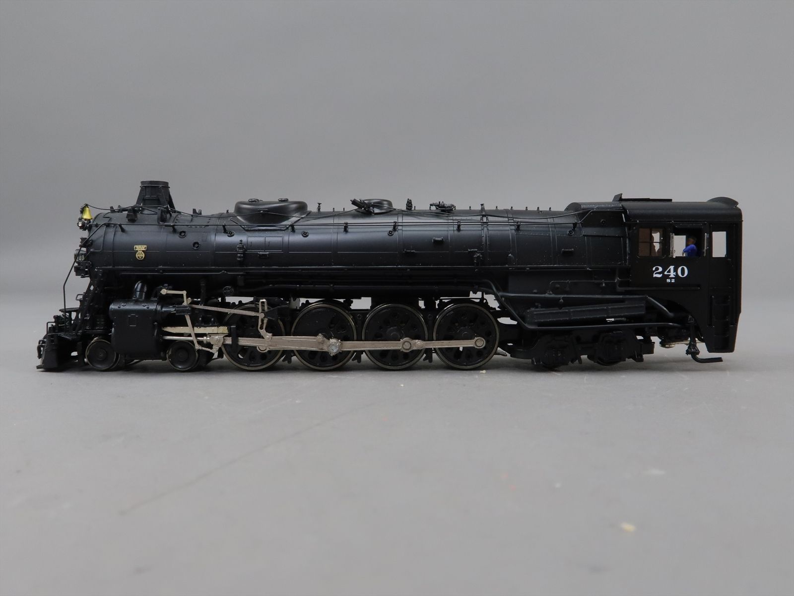 HO Brass Model - OMI 1587.1 Milwaukee S2 4-8-4 Round Boiler Front #240 ...