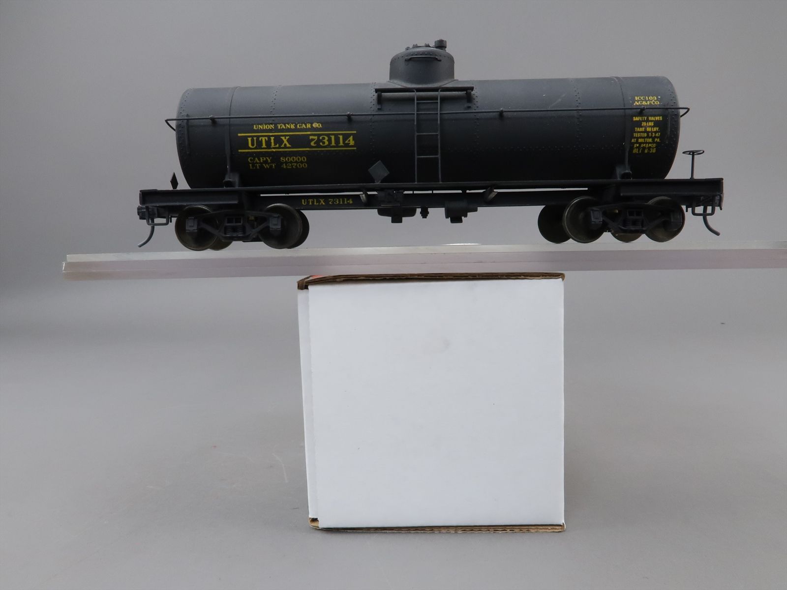 O Brass Model - USH 301 UTLX Union Tank 8000 Gallon Single Dome Tank ...