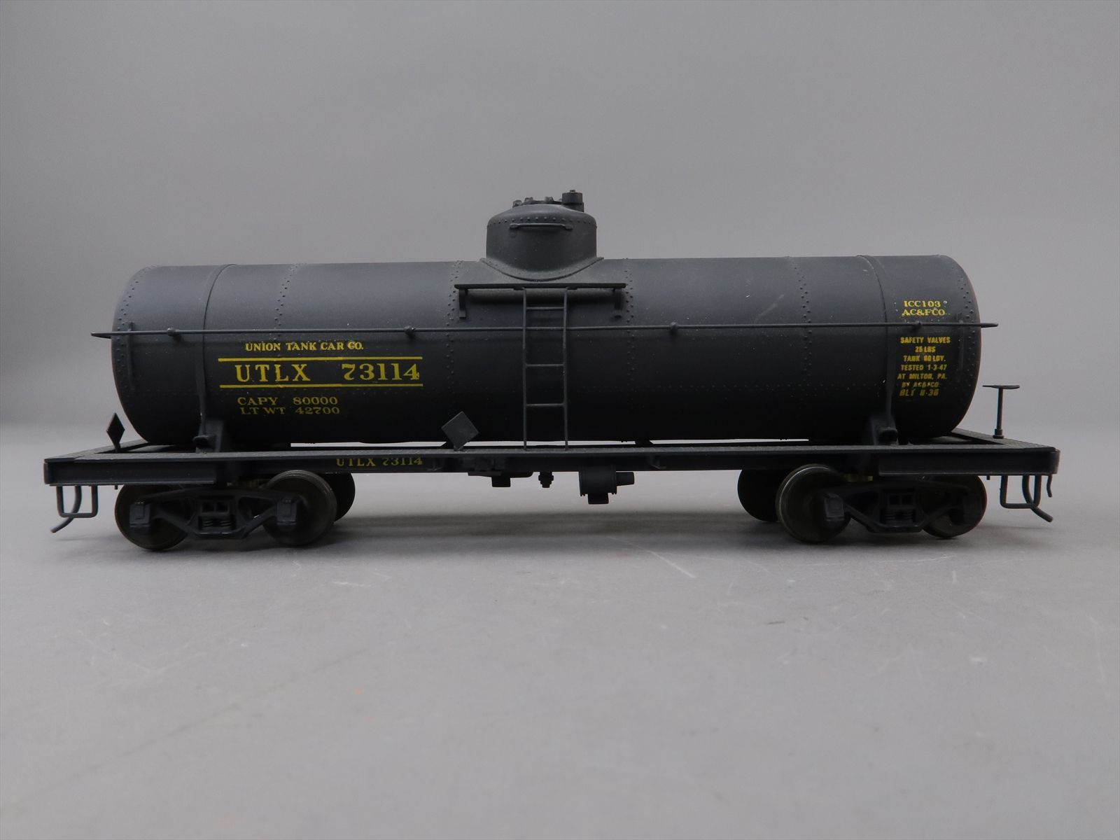 O Brass Model - USH 301 UTLX Union Tank 8000 Gallon Single Dome Tank ...