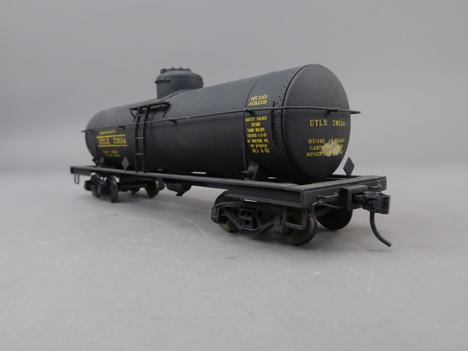O Brass Model - USH 301 UTLX Union Tank 8000 Gallon Single Dome Tank ...