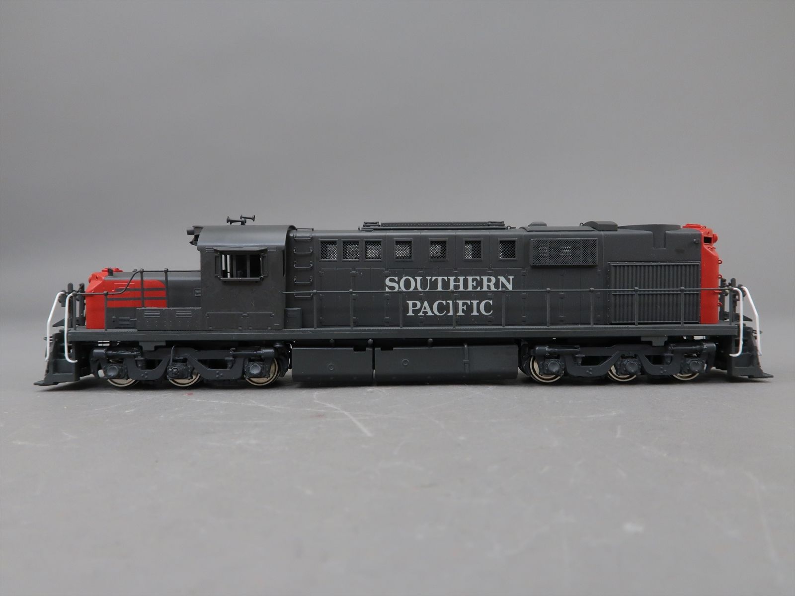 HO Brass Model - Key CS#69 SP Southern Pacific ALCO RSD-15 DL-600B - F/P + Unnumbered - Scarlet ...