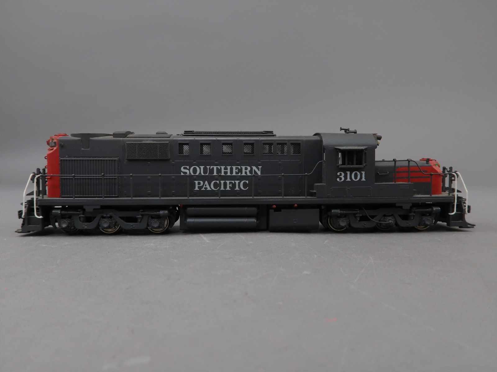 HO Brass Model - Key CS#69 SP Southern Pacific ALCO RSD-15 DL-600B #3101 - F/P - Scarlet / Gray ...