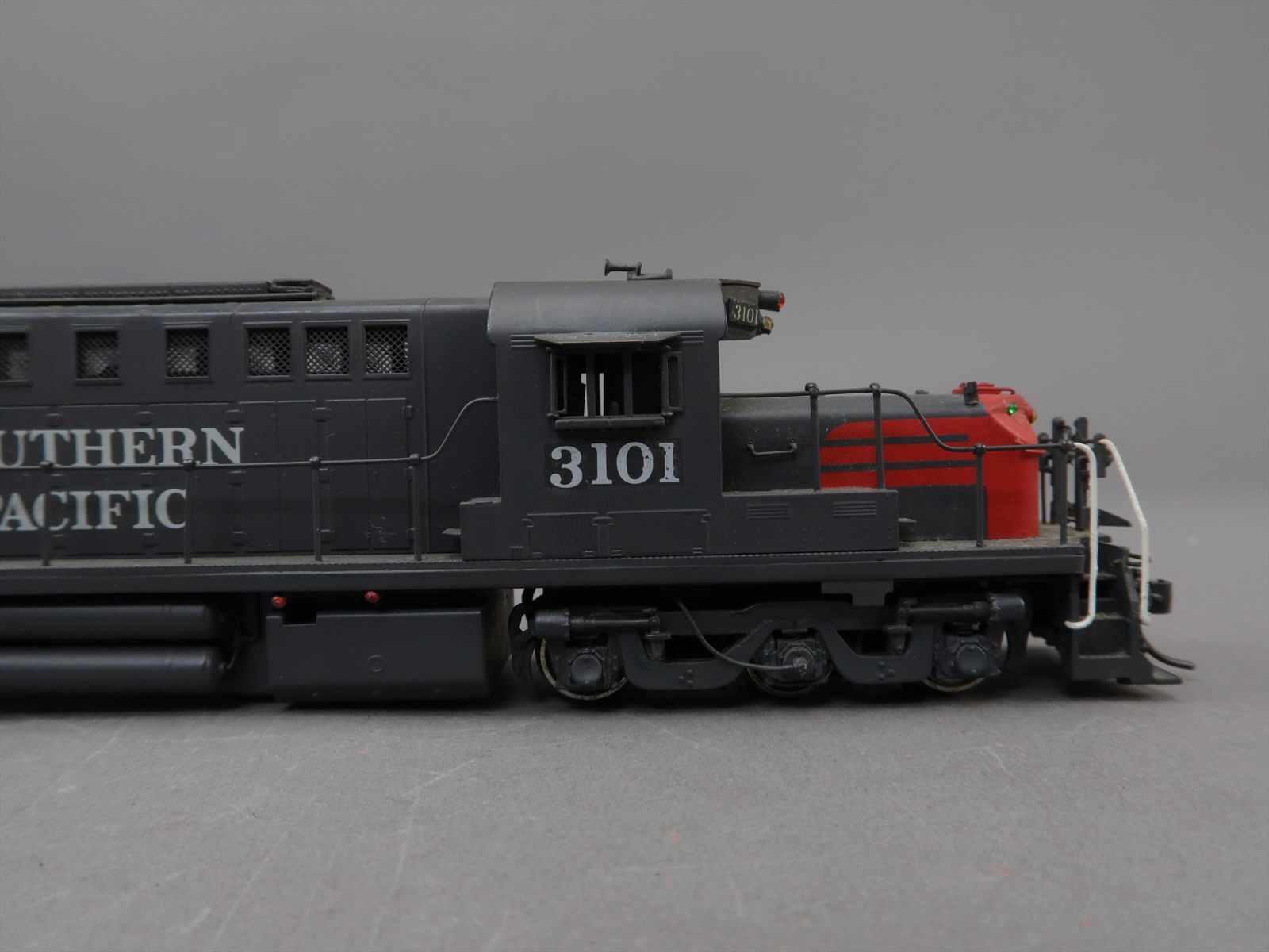 HO Brass Model - Key CS#69 SP Southern Pacific ALCO RSD-15 DL-600B #3101 - F/P - Scarlet / Gray ...