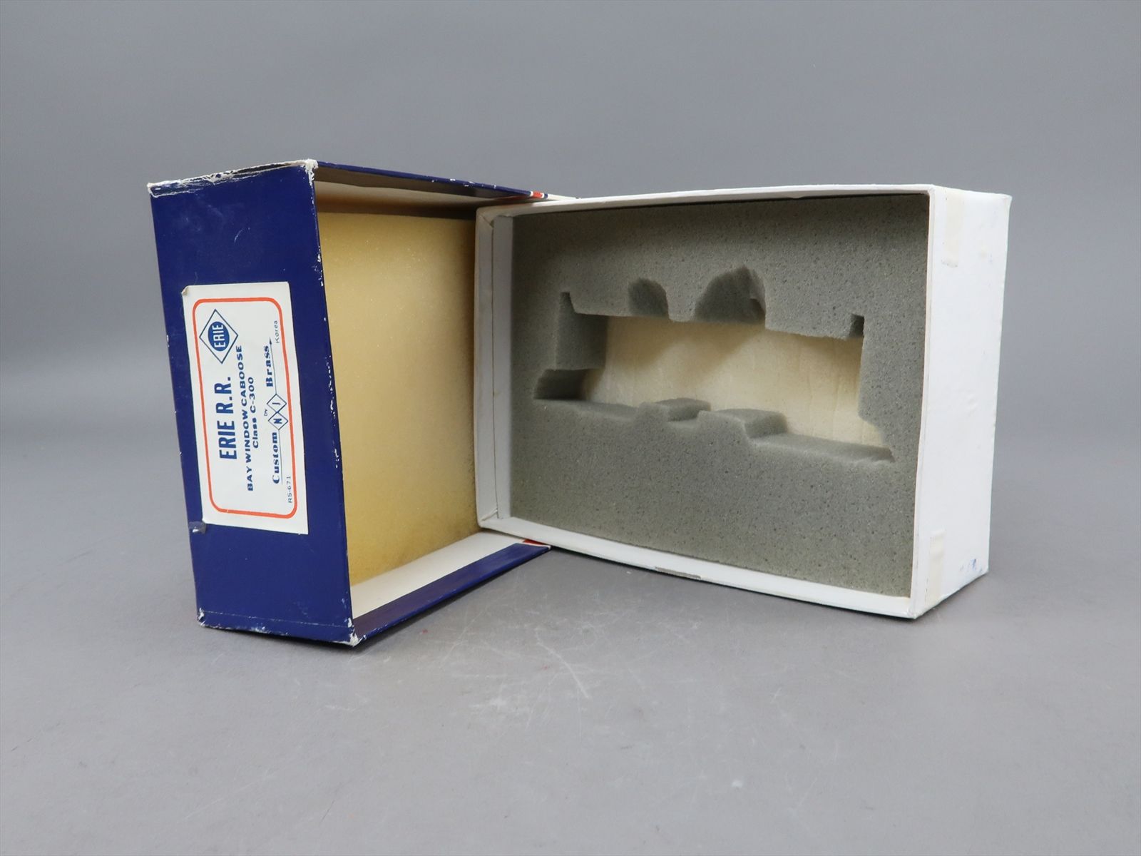 HO Brass Model - NJCB RS-671 ERIE RR Bay Window Caboose C-300 - Custom ...