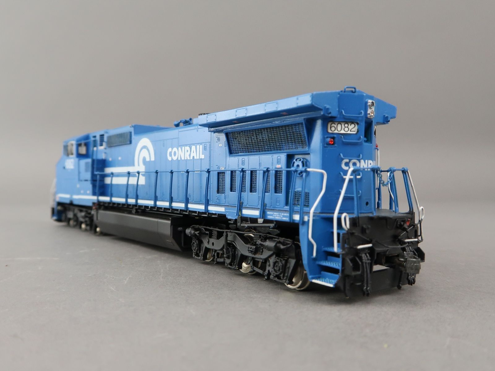 HO Brass Model - OMI 5352 CR Conrail Dash 8-40CW #6082 - Custom - 1990 ...